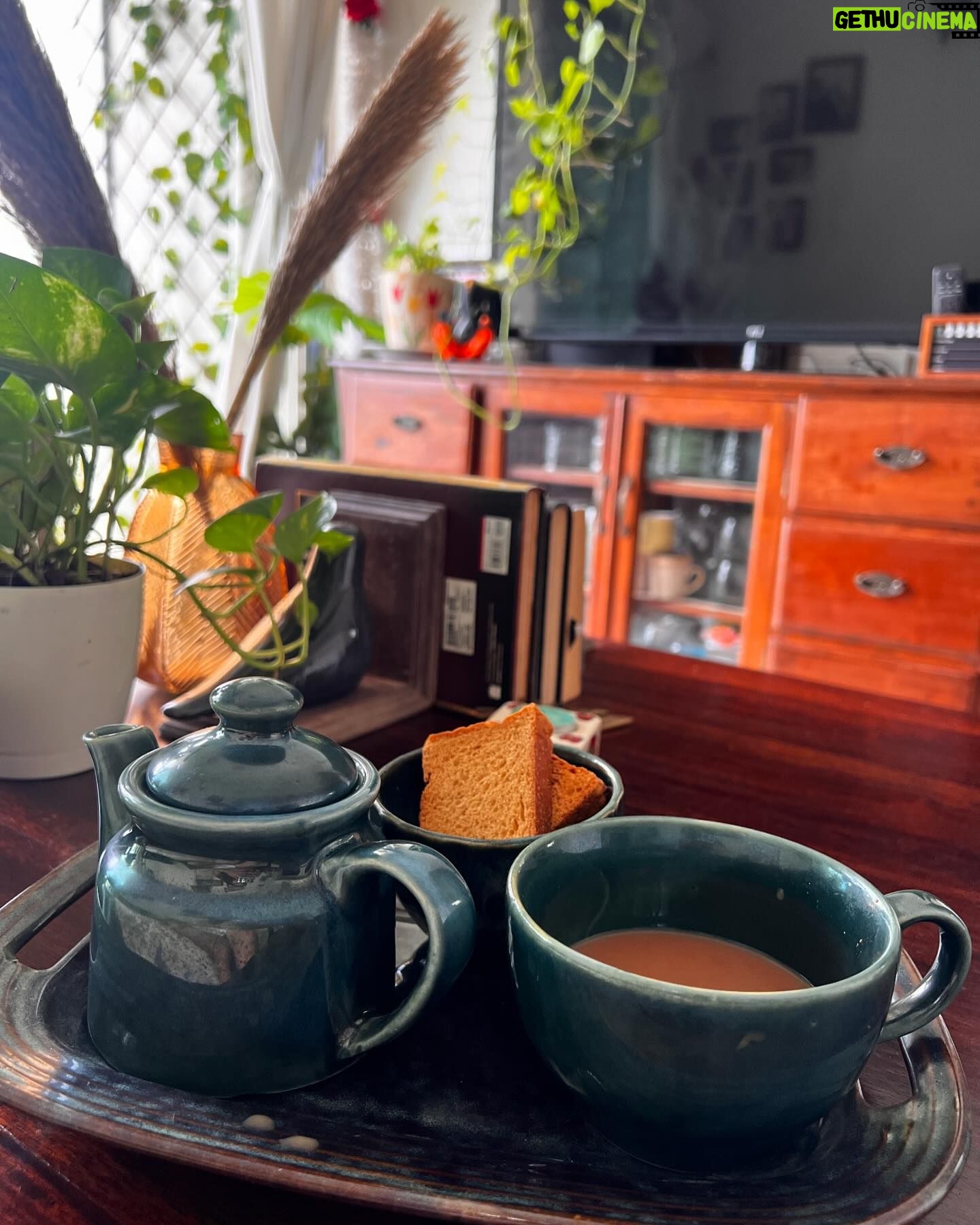 Actress Shreya Bugde HD Instagram Photos and Wallpapers September 2024 ...