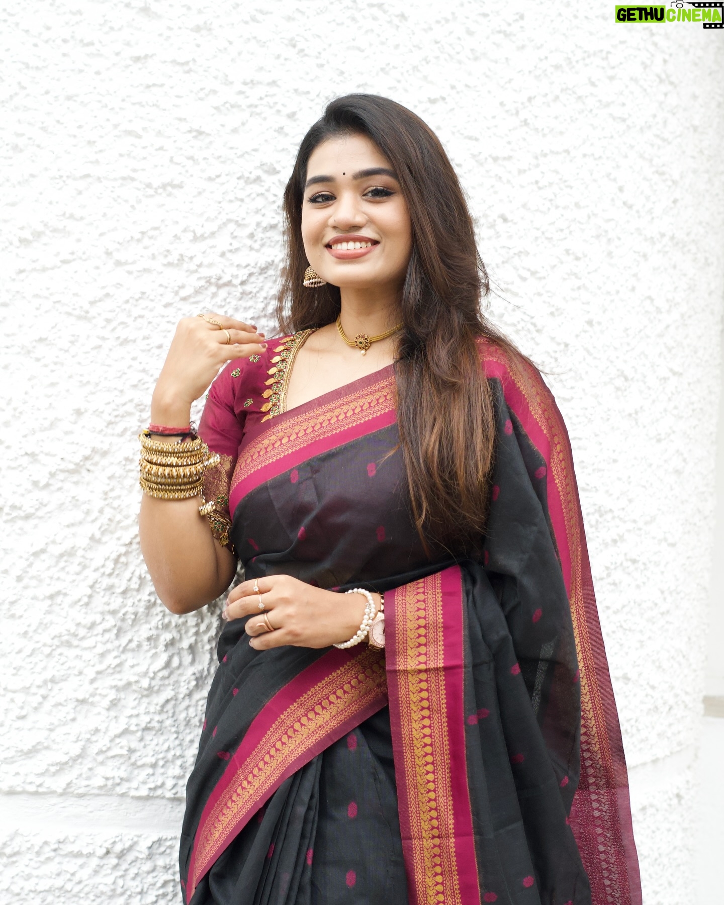 Singer Srinisha Jayaseelan HD Photos and Wallpapers December 2024 ...