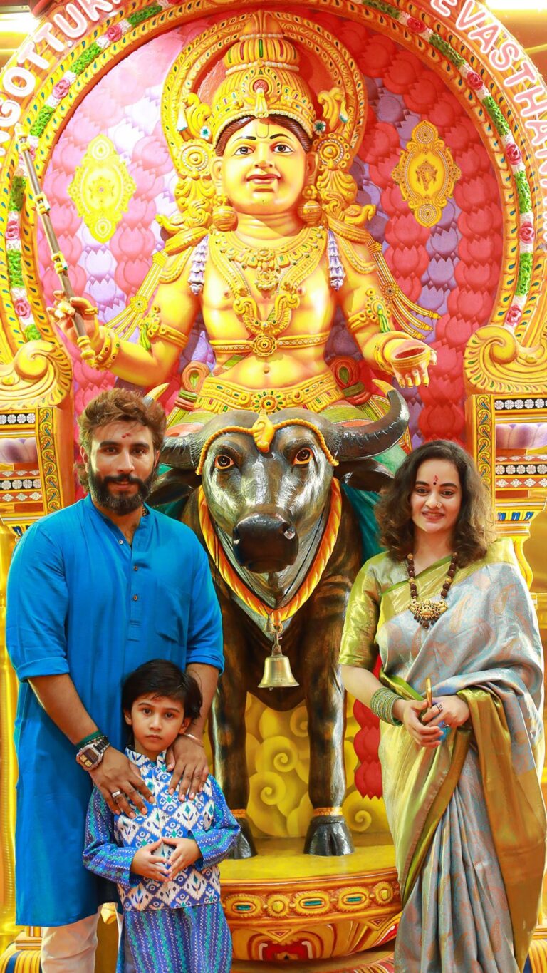Suja Varunee Wiki, Biography, Age, Gallery, Spouse and more