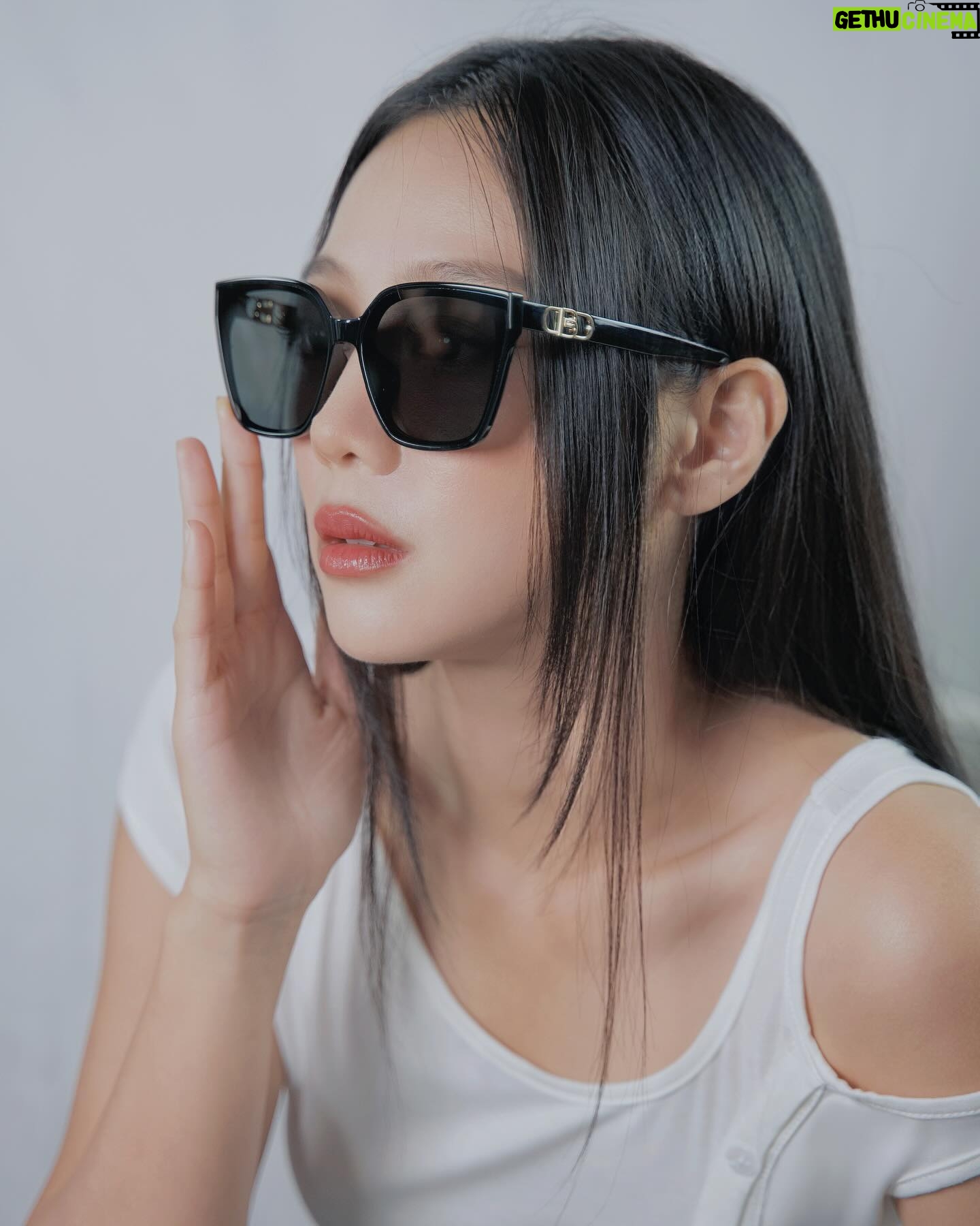 Actress Tasha Low HD Instagram Photos and Wallpapers September 2024 ...