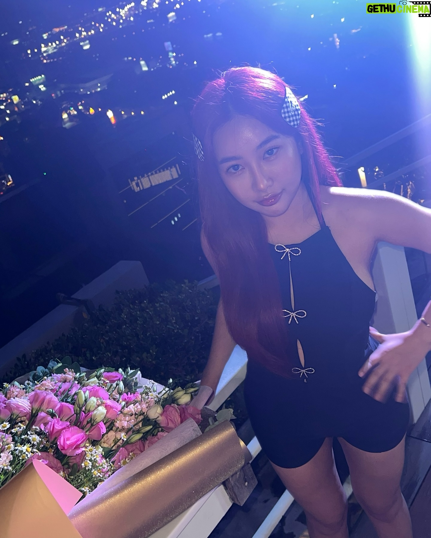 Actress Thanaporn Rattanasasiwimon HD Instagram Photos and Wallpapers ...