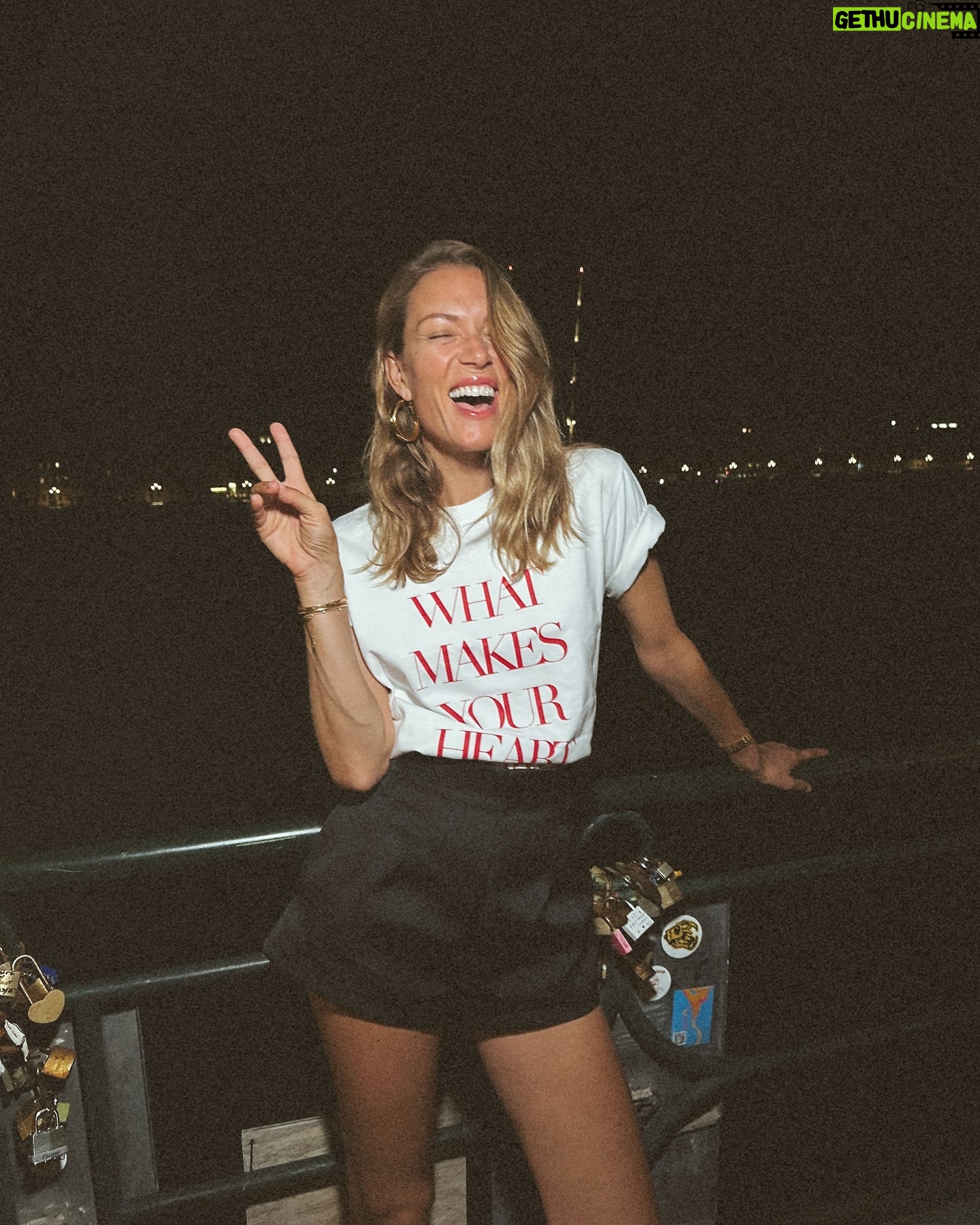 Actress Vicky Kaya HD Photos and Wallpapers August 2024 | Gethu Cinema