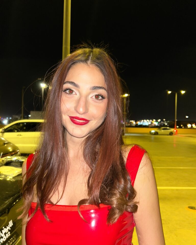 10 Breathtaking Instagram Photos of Dona Emam