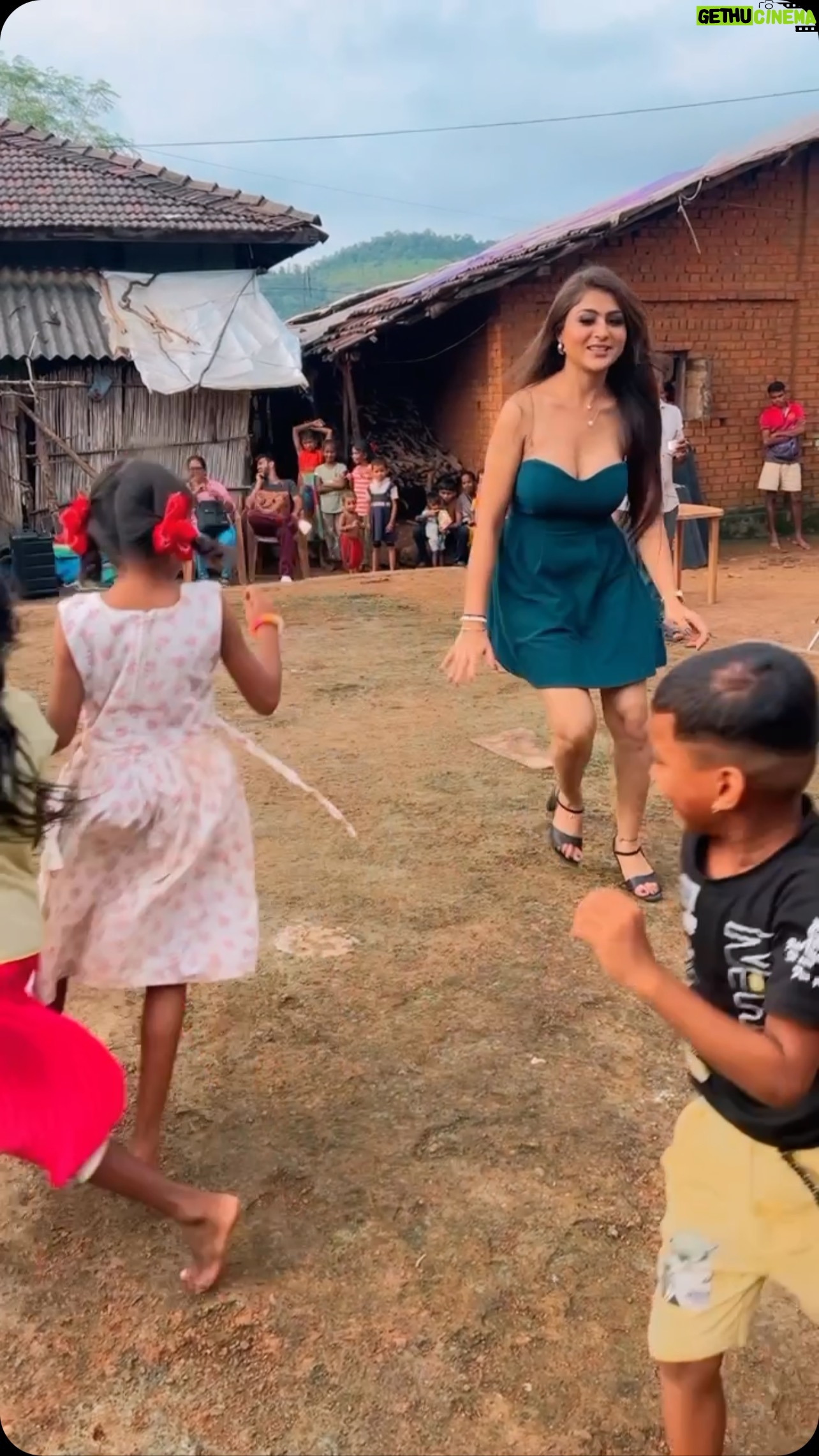 Actress Hiral Radadiya HD Photos and Wallpapers September 2024 | Gethu ...