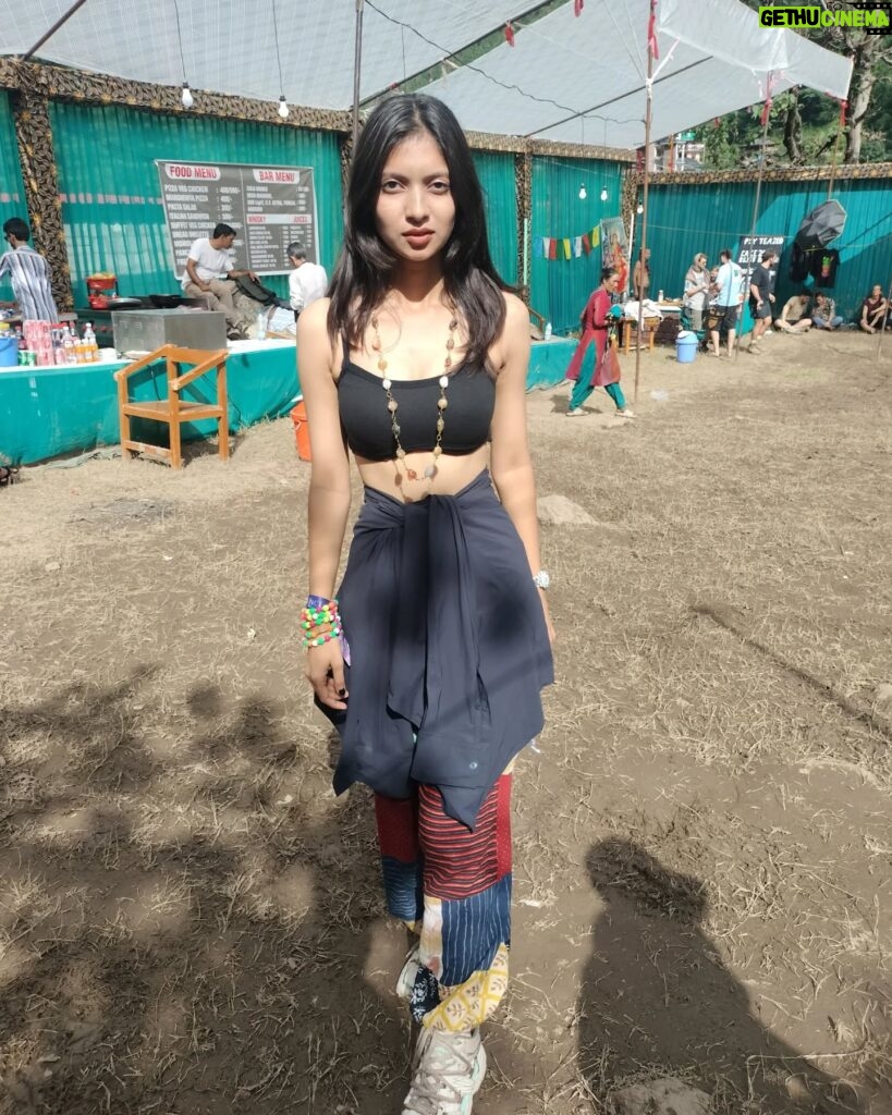 Actress Simran Sahdev HD Photos and Wallpapers November 2024 | Gethu Cinema