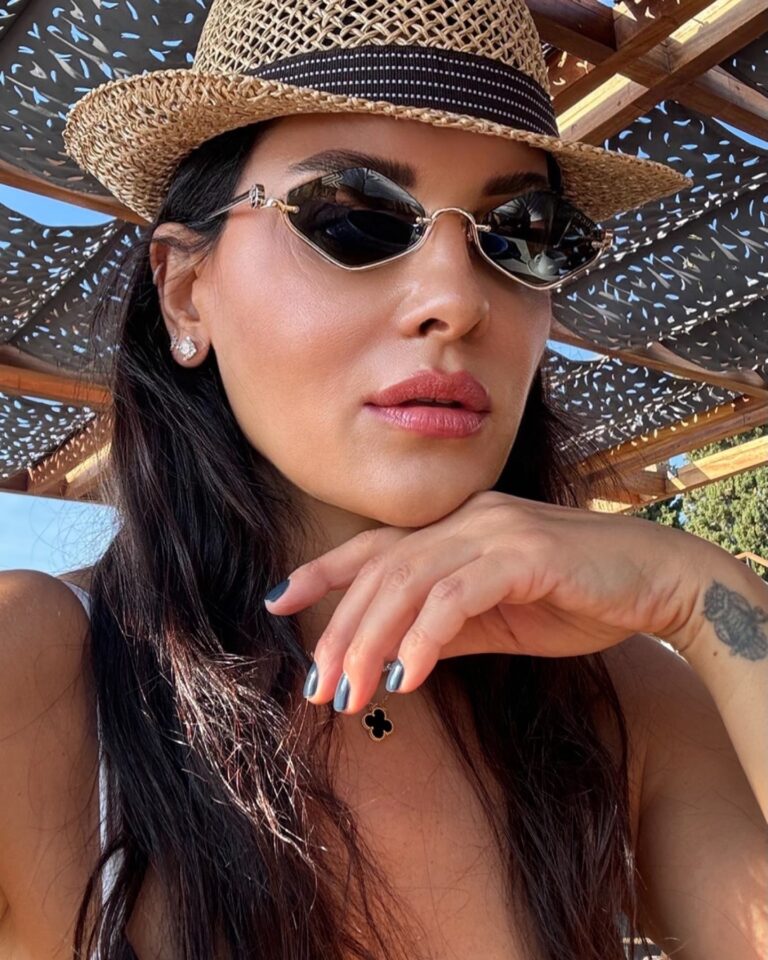 10 Most Popular Instagram Photos of İlknur Soydaş