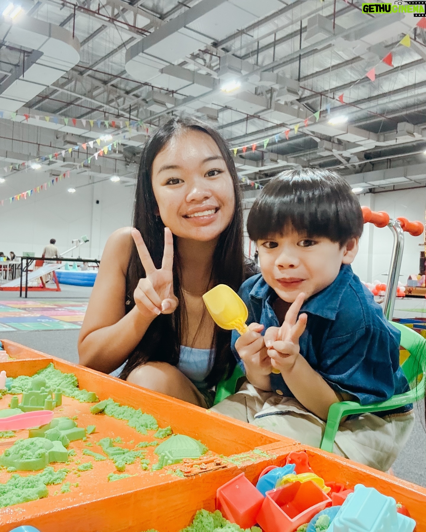 Acha Sinaga | Gethu Cinema