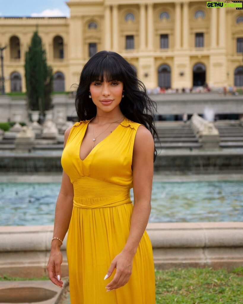 Actress Aline Mineiro HD Photos and Wallpapers January 2025 | Gethu Cinema