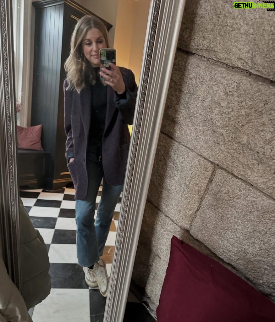 Actress Amy Huberman HD Photos and Wallpapers February 2025 | Gethu Cinema