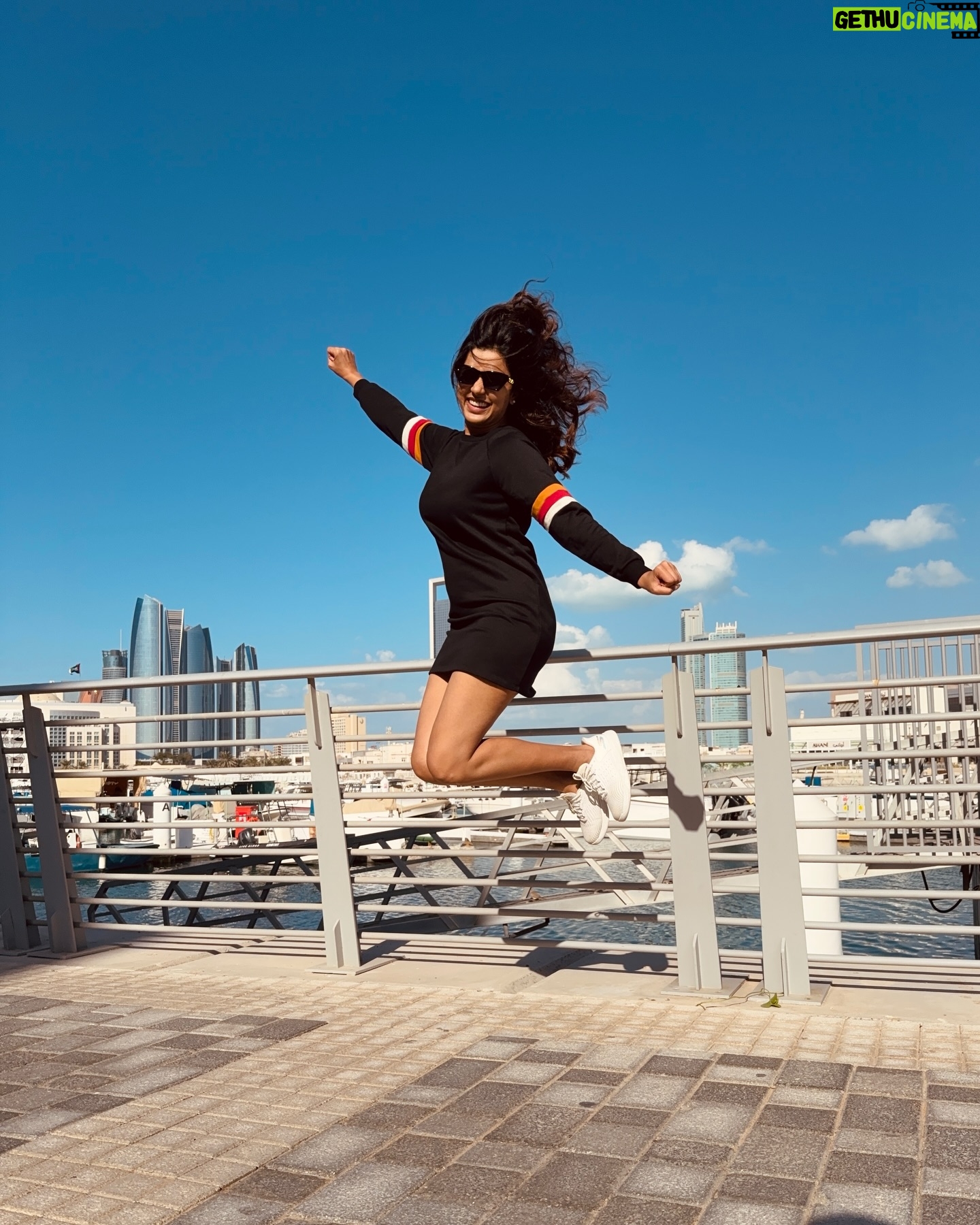 Actress Anju Kurian HD Photos and Wallpapers January 2025 | Gethu Cinema