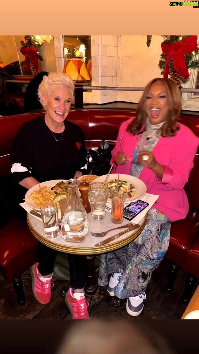 Actress Anne Burrell HD Photos and Wallpapers January 2025 | Gethu Cinema