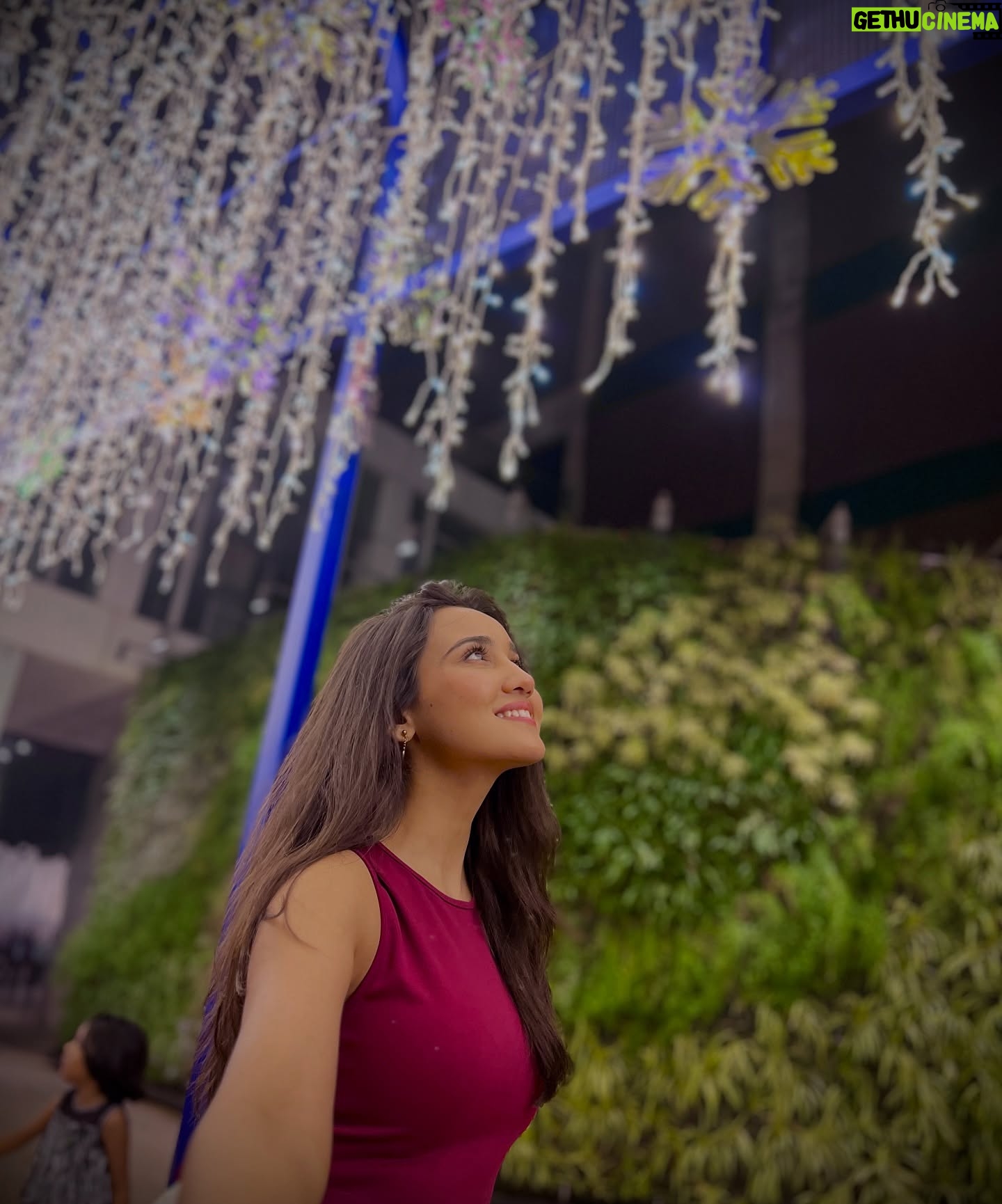 Actress Ashi Singh HD Photos and Wallpapers December 2024 | Gethu Cinema