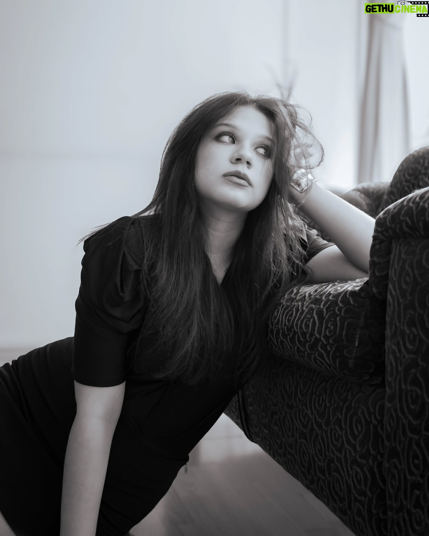 Actress Camila Rivas HD Photos and Wallpapers December 2024 | Gethu Cinema