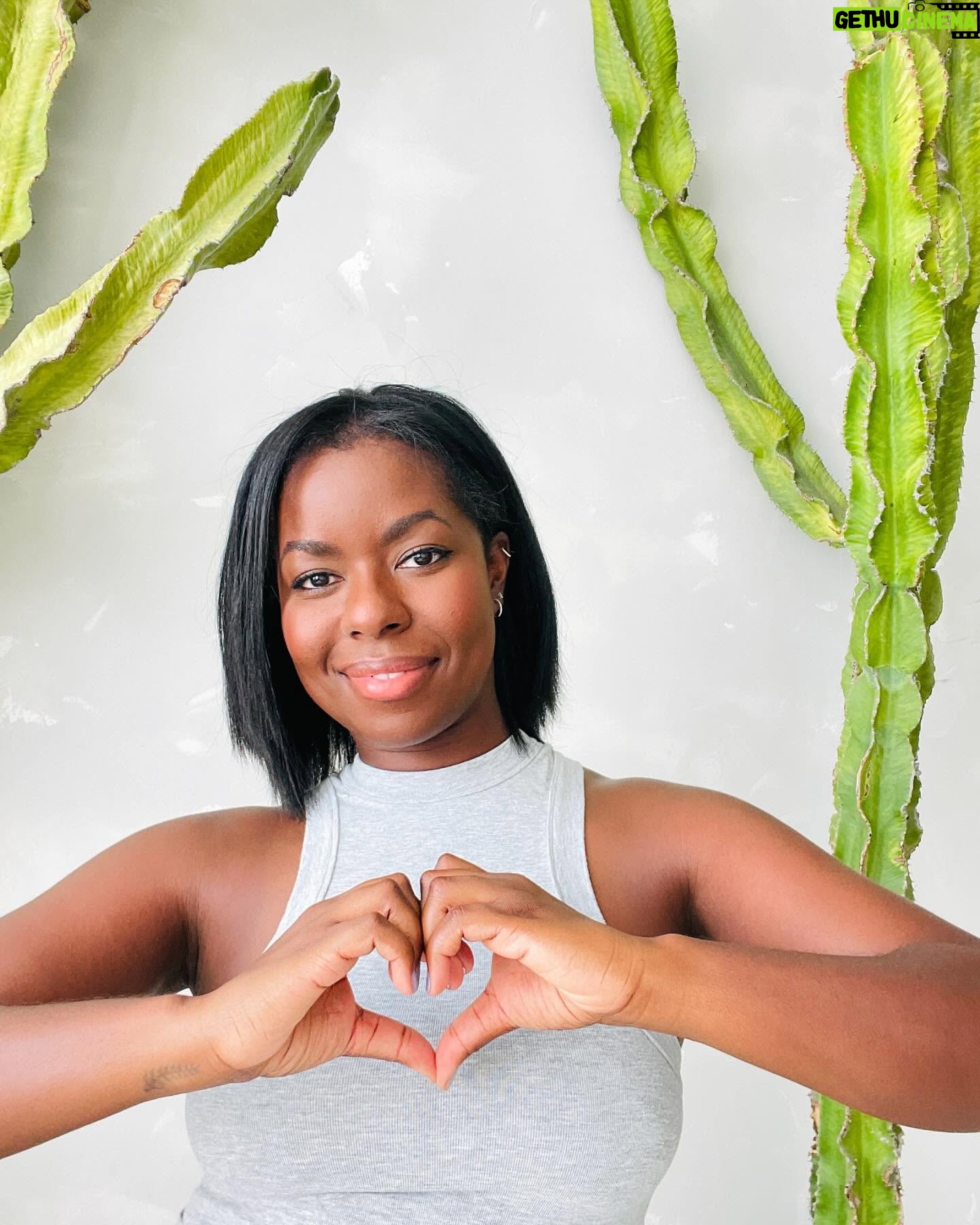 Actress Camille Winbush HD Photos and Wallpapers September 2024 | Gethu ...