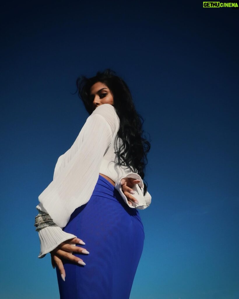 Actress Chandrika Ravi HD Photos and Wallpapers January 2025 | Gethu Cinema