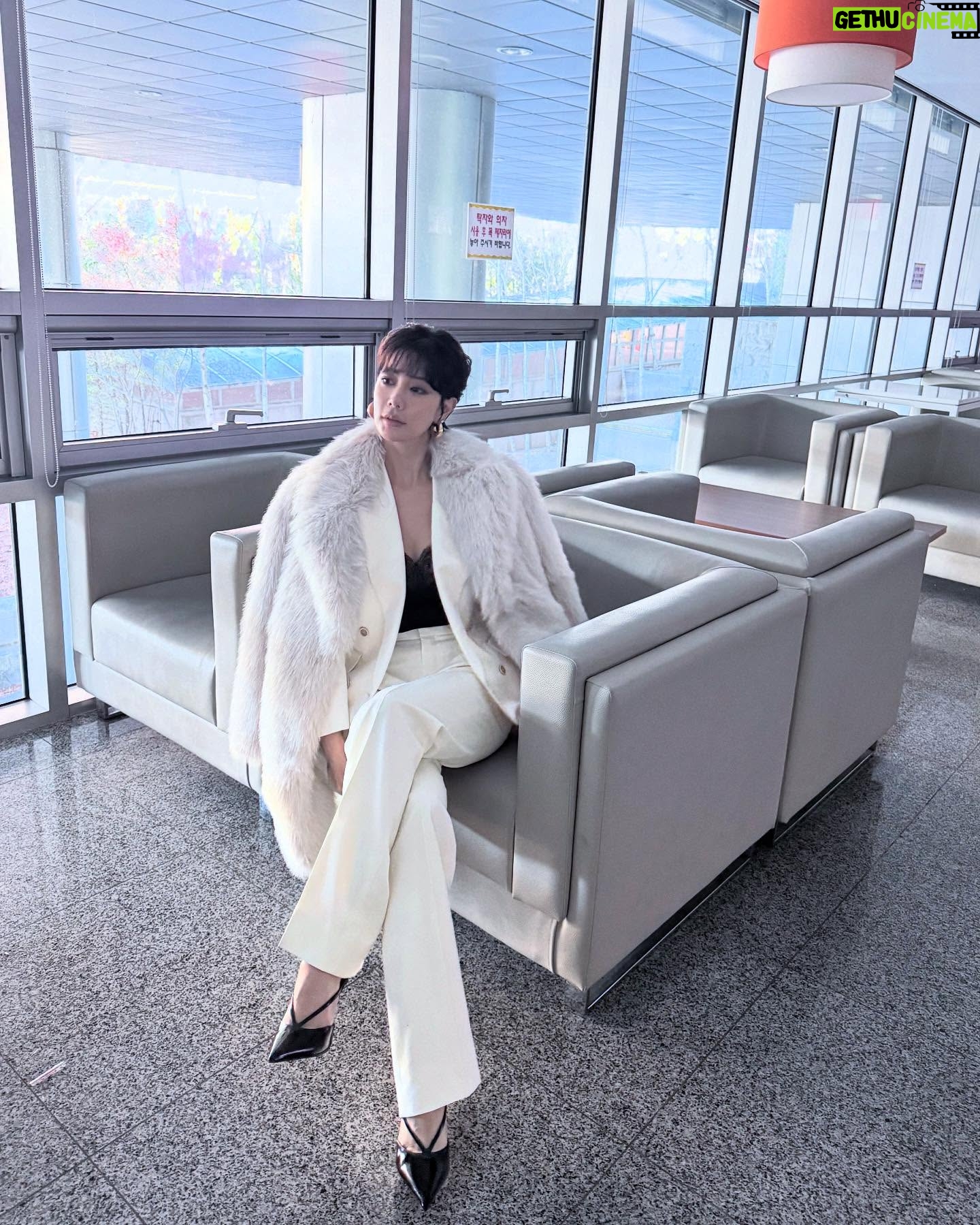 Actress Clara Lee HD Photos and Wallpapers December 2024 | Gethu Cinema