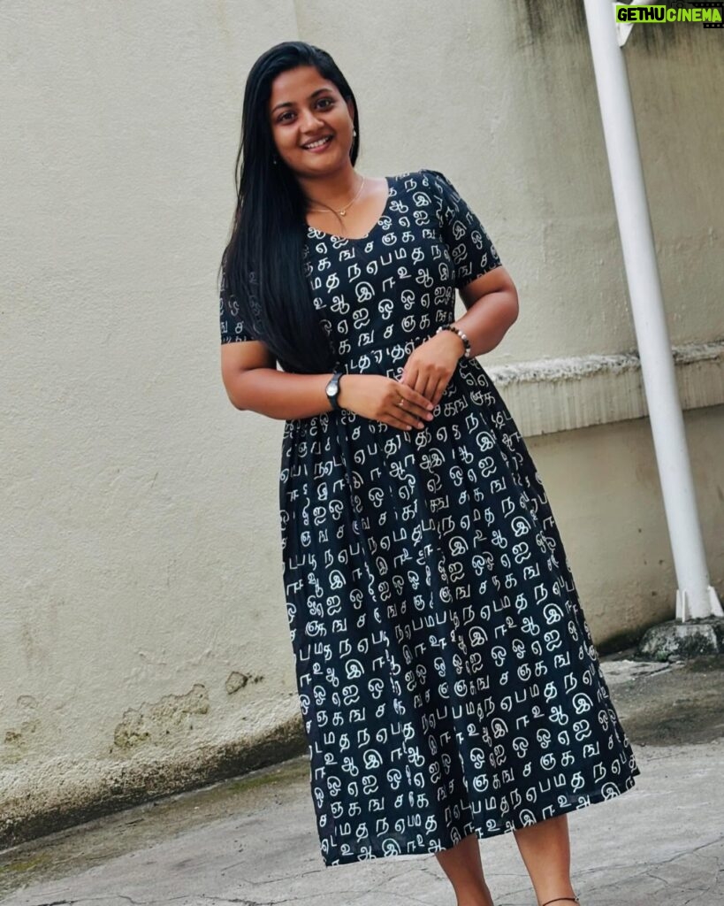 Actress Gomathi Priya HD Photos and Wallpapers January 2025 | Gethu Cinema