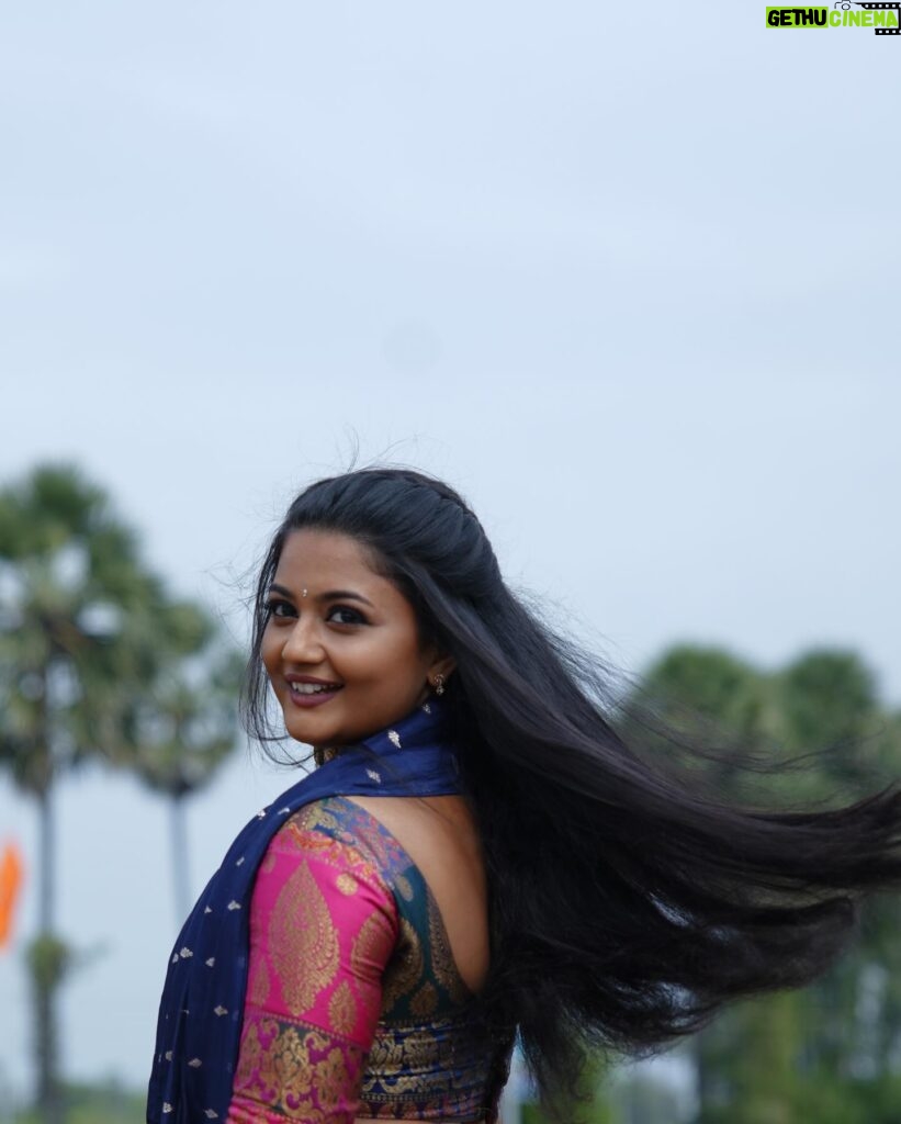 Actress Gomathi Priya HD Photos and Wallpapers January 2025 | Gethu Cinema
