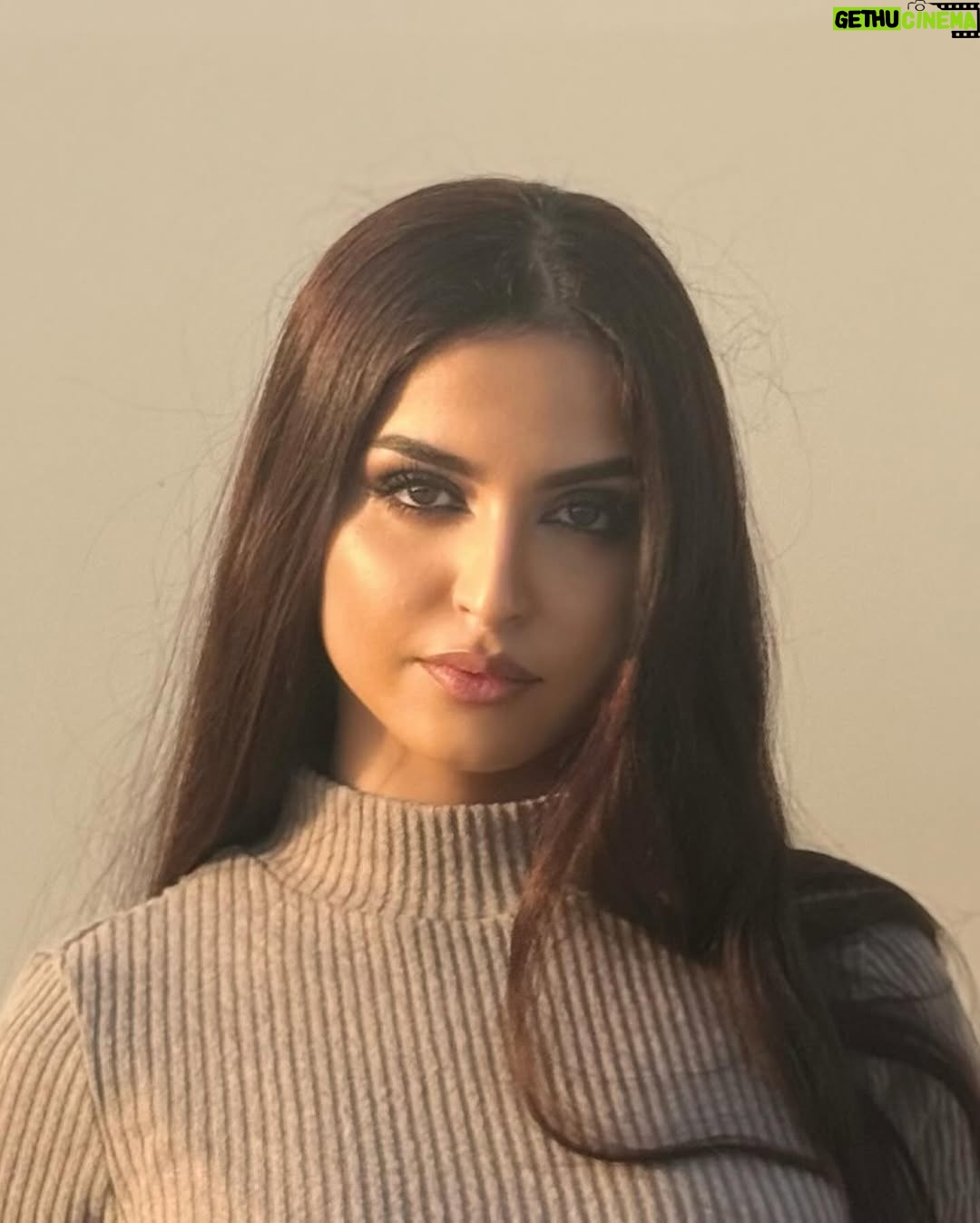 Actress Hala Al Turk HD Photos and Wallpapers January 2025 | Gethu Cinema