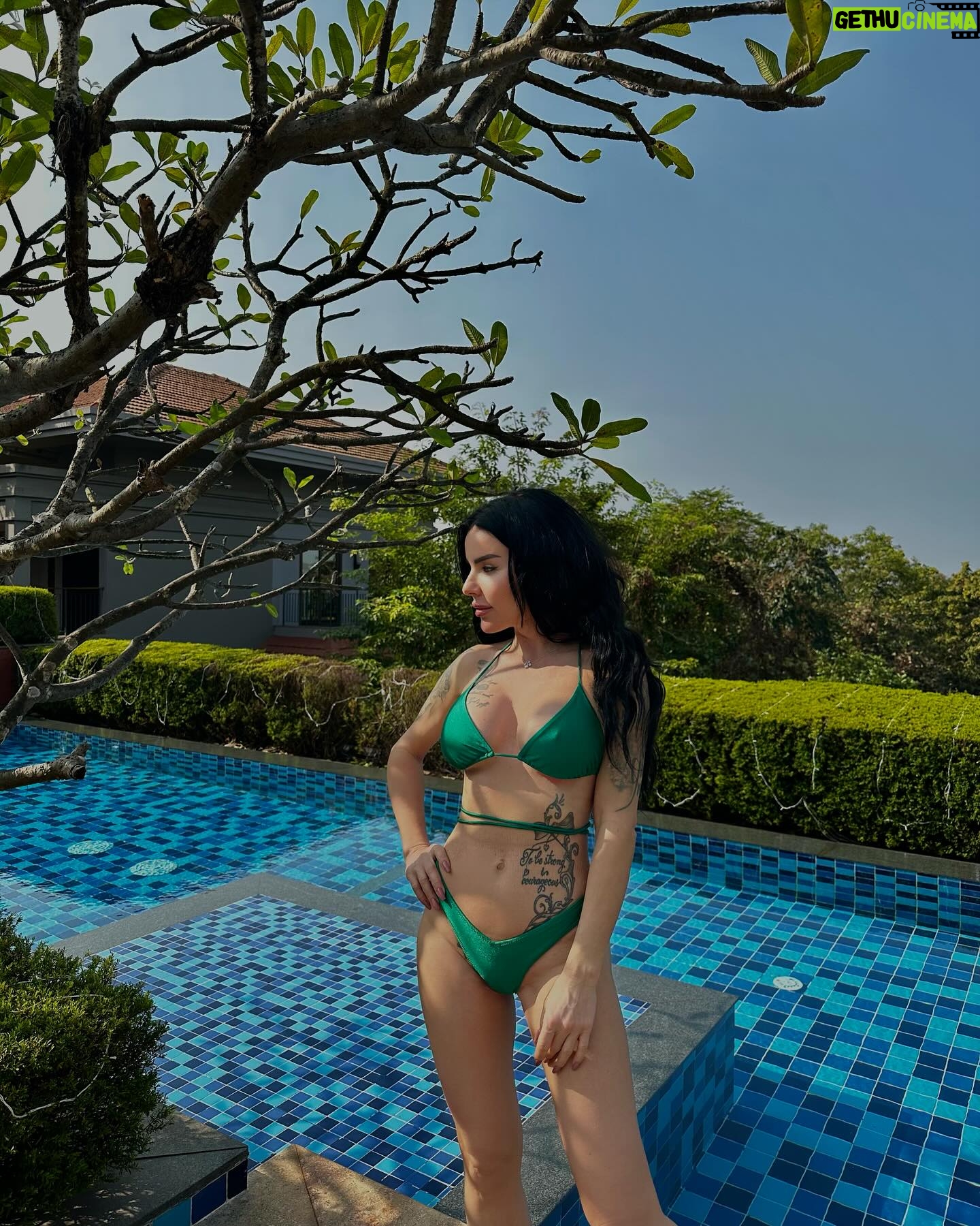 Actress Julia Volkova HD Photos and Wallpapers February 2025 | Gethu Cinema