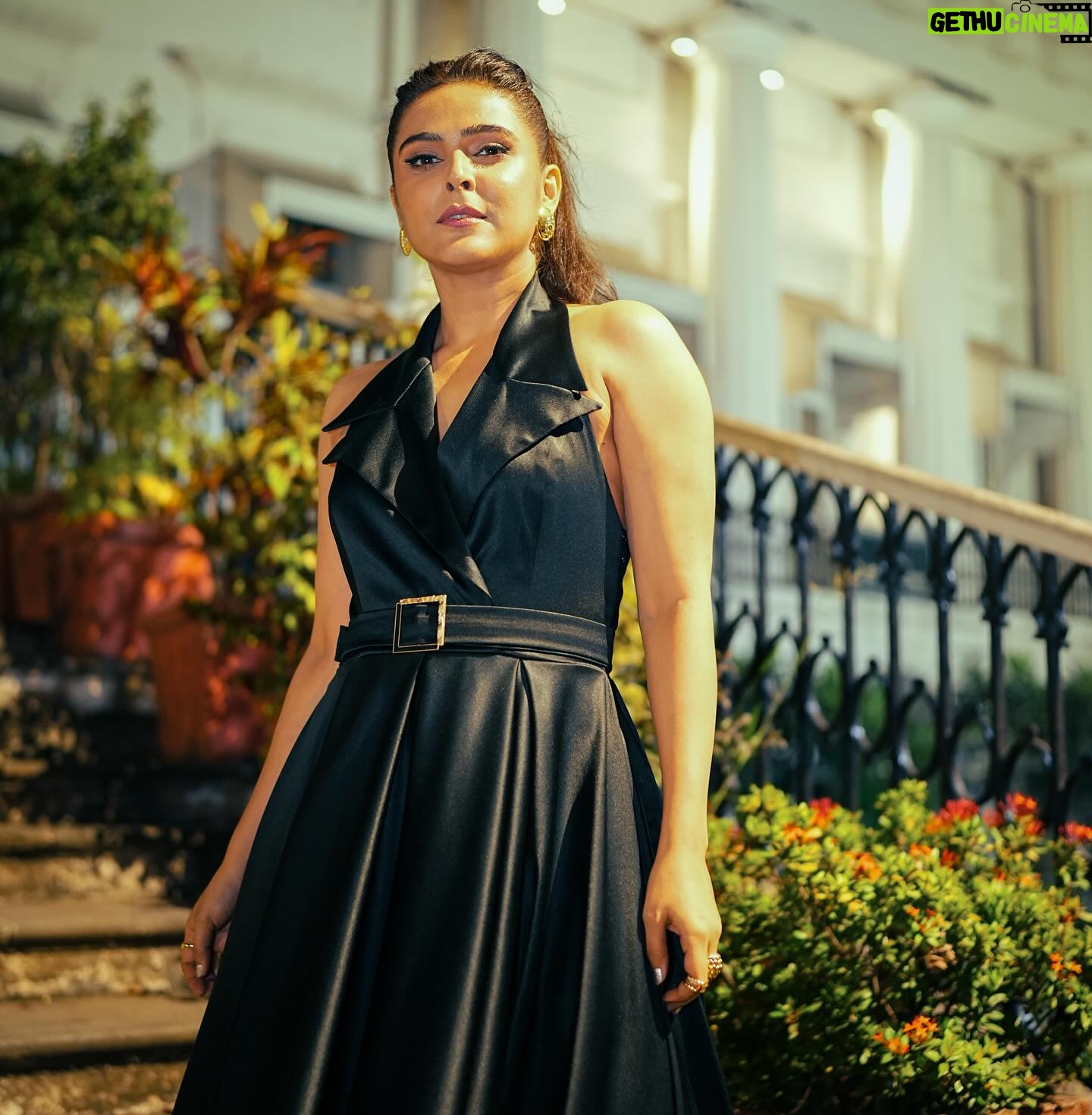 Actress Madhurima Tuli HD Photos and Wallpapers December 2024 | Gethu ...