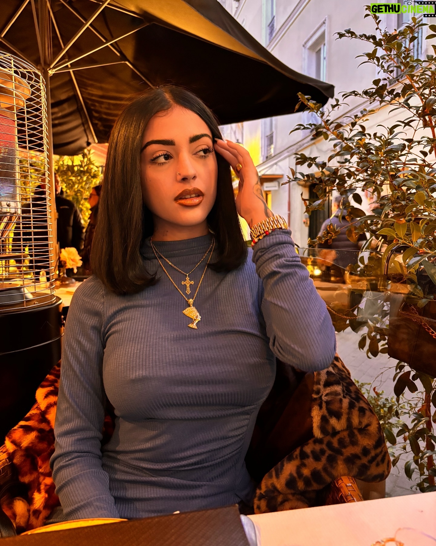 Actress Malu Trevejo HD Photos and Wallpapers January 2025 | Gethu Cinema