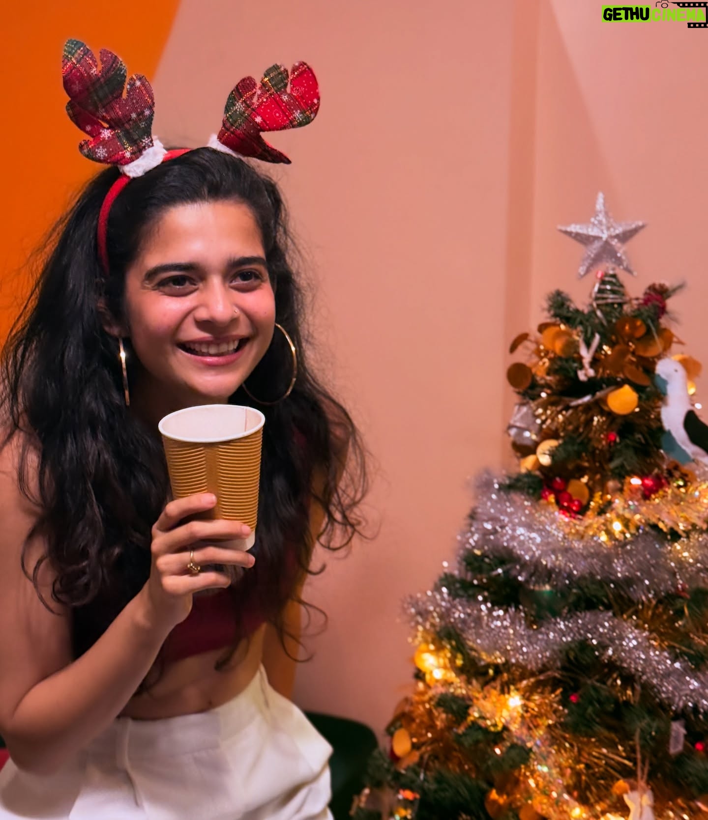 Actress Mithila Palkar HD Photos and Wallpapers December 2024 | Gethu ...