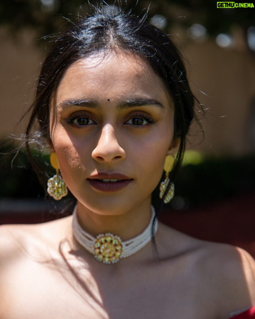 Singer Pragathi Guruprasad HD Photos and Wallpapers June 2025 | Gethu ...