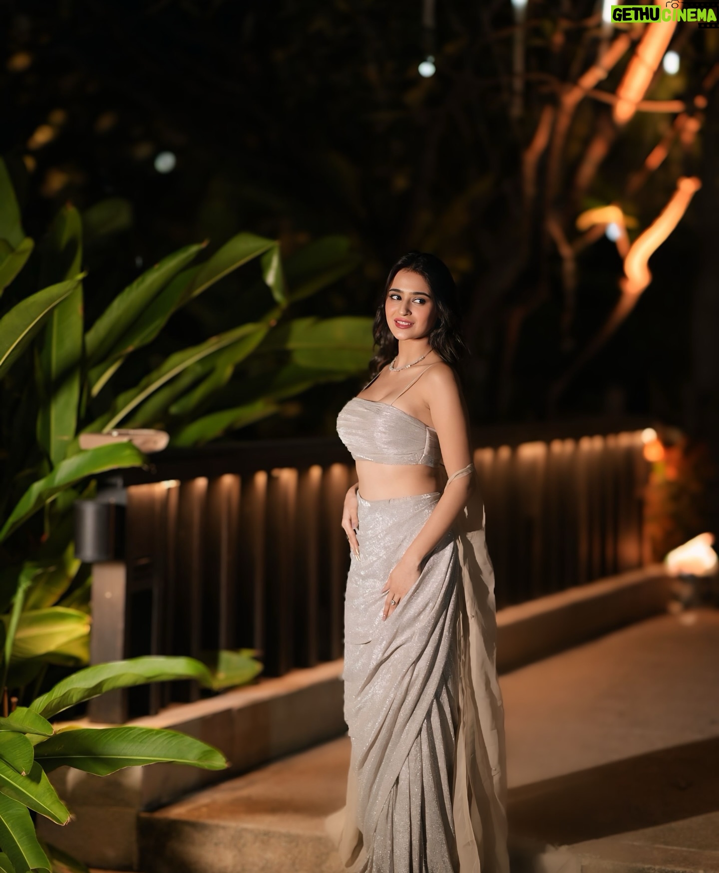 Actress Prakriti Pavani HD Photos and Wallpapers January 2025 | Gethu ...