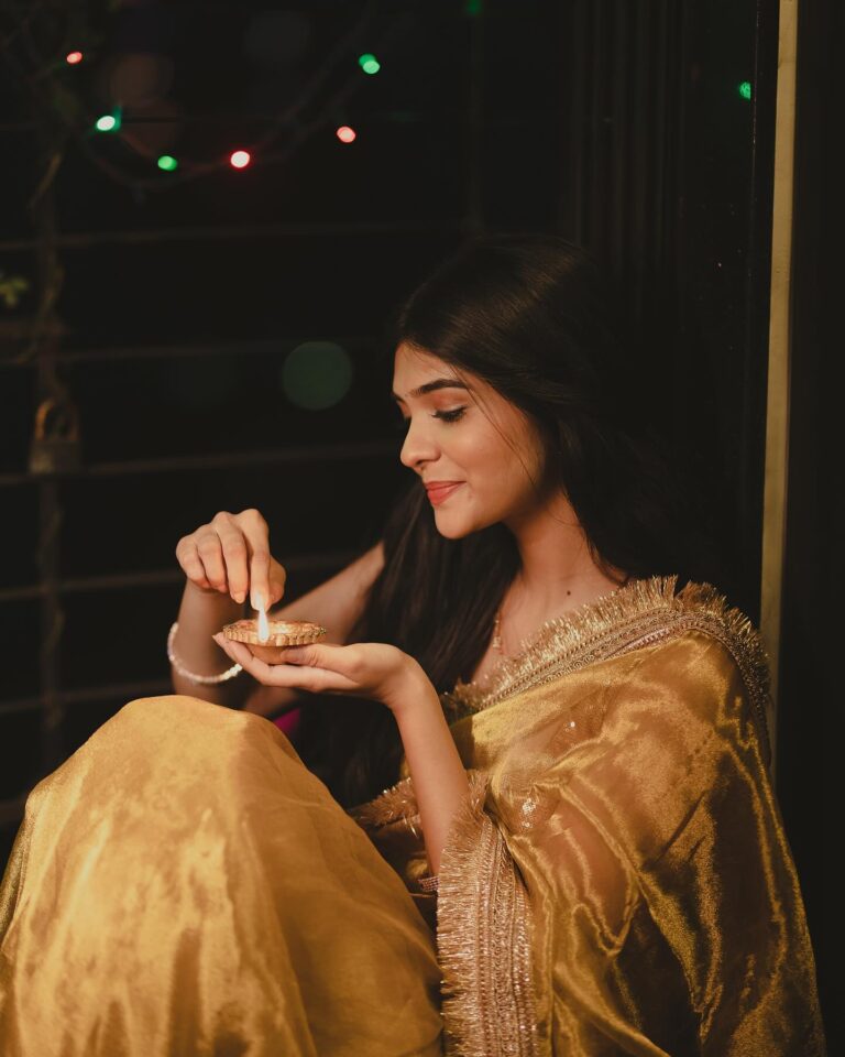 Top 10 Memorable Instagram Photos of Pranali Rathod