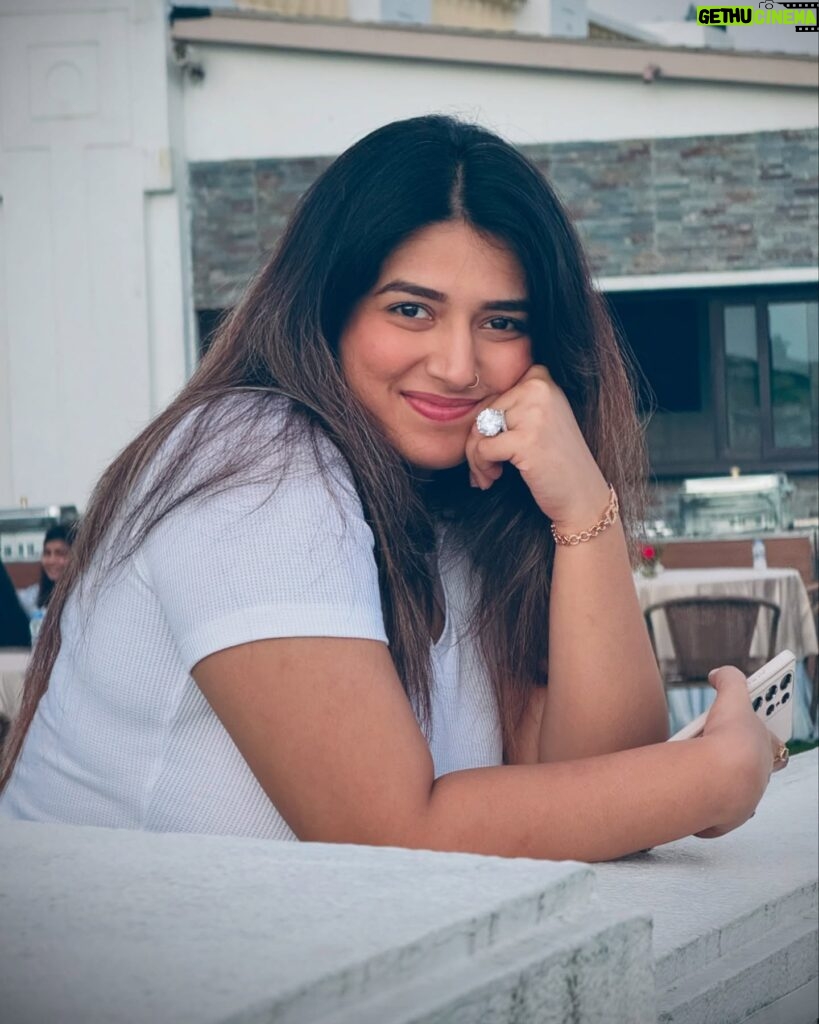 Actress Rasha Kirmani HD Photos and Wallpapers January 2025 | Gethu Cinema