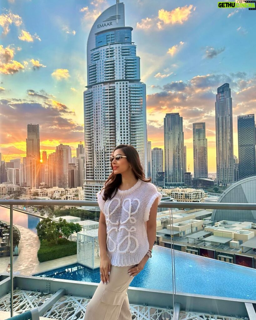 Actress Sophie Choudry HD Photos and Wallpapers January 2025 | Gethu Cinema