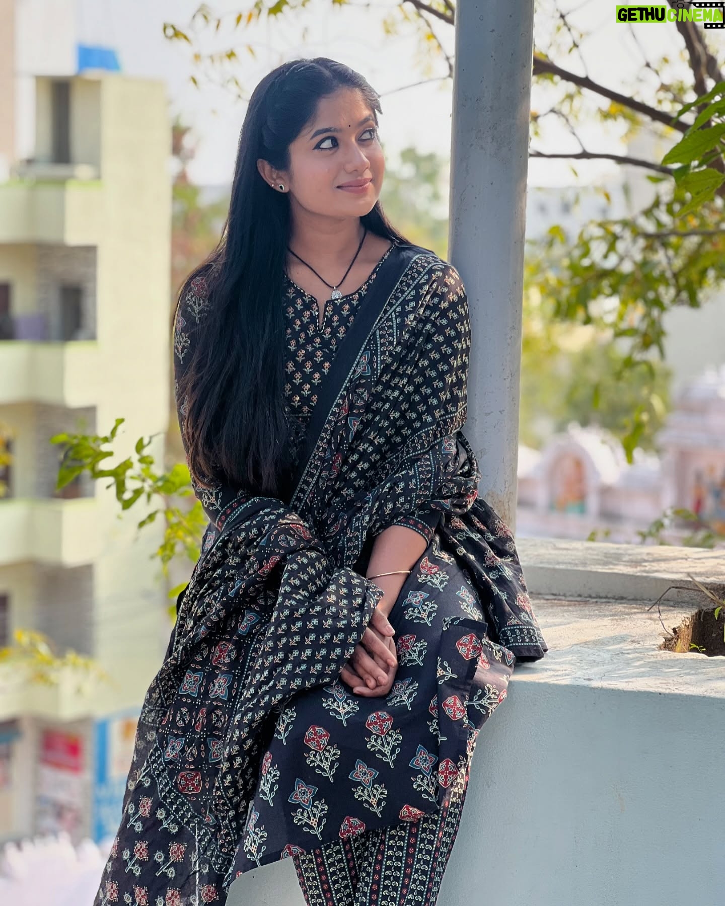 Actress Soundarya Reddy HD Photos and Wallpapers March 2025 | Gethu Cinema