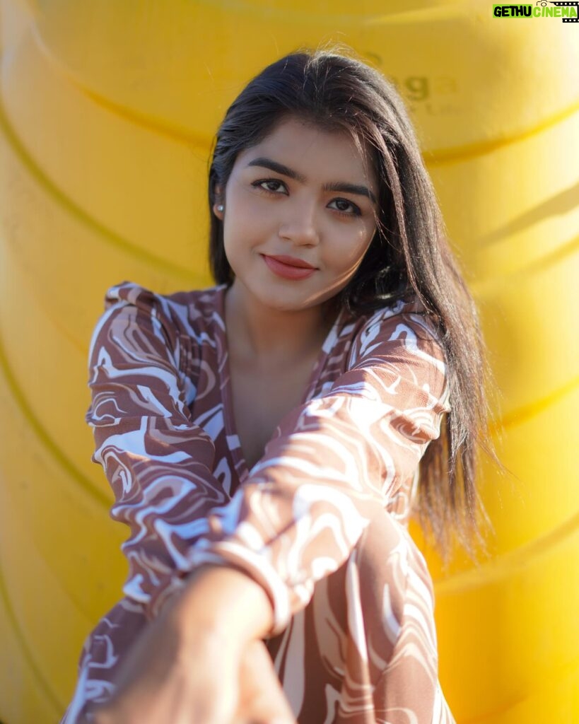 Actress Suveta Shrimpton HD Photos and Wallpapers November 2024 | Gethu ...