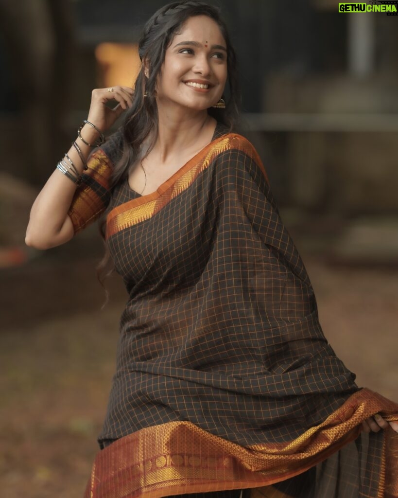 Actress Tejaswini Gowda HD Photos and Wallpapers December 2024 | Gethu Cinema