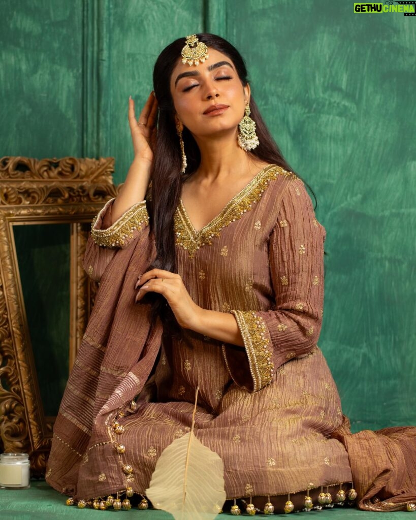 Actress Twinkle Arora HD Photos and Wallpapers January 2025 | Gethu Cinema