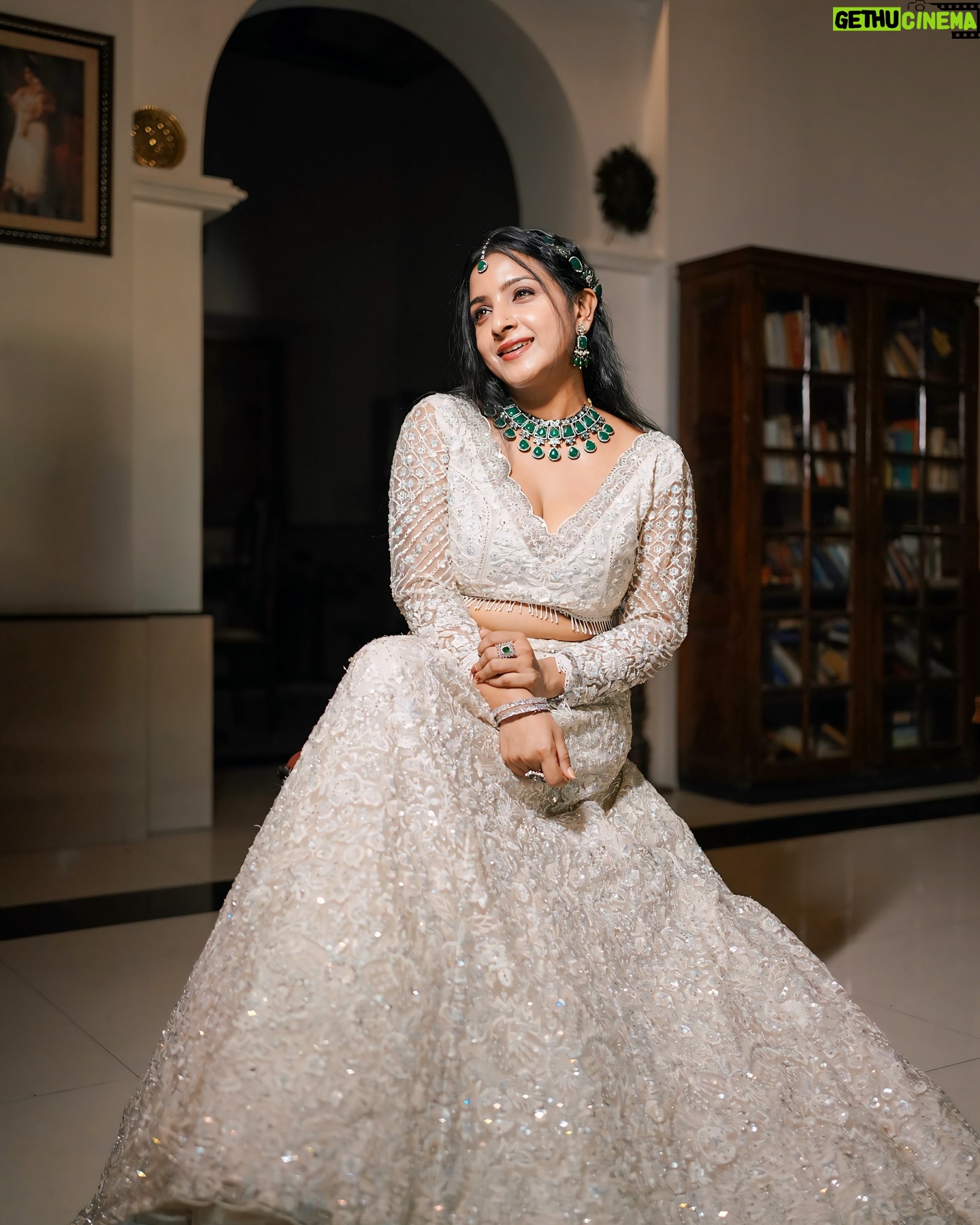 Actress Alphy Panjikaran HD Photos and Wallpapers February 2025 | Gethu ...