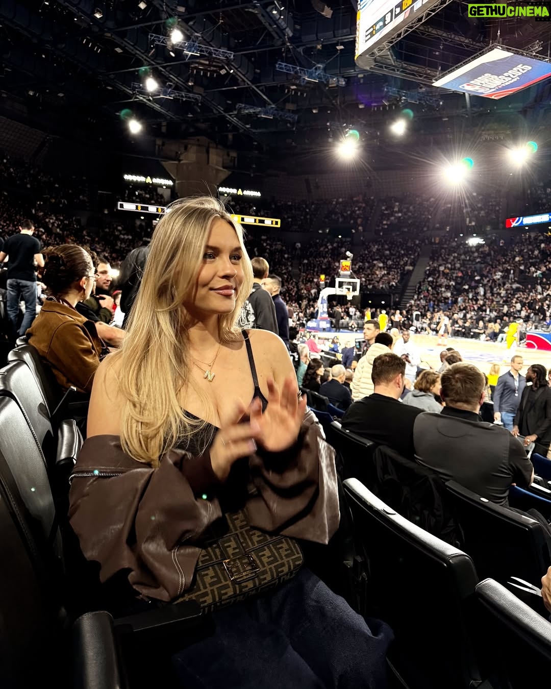 Actress Dagi Bee HD Photos and Wallpapers January 2025 | Gethu Cinema