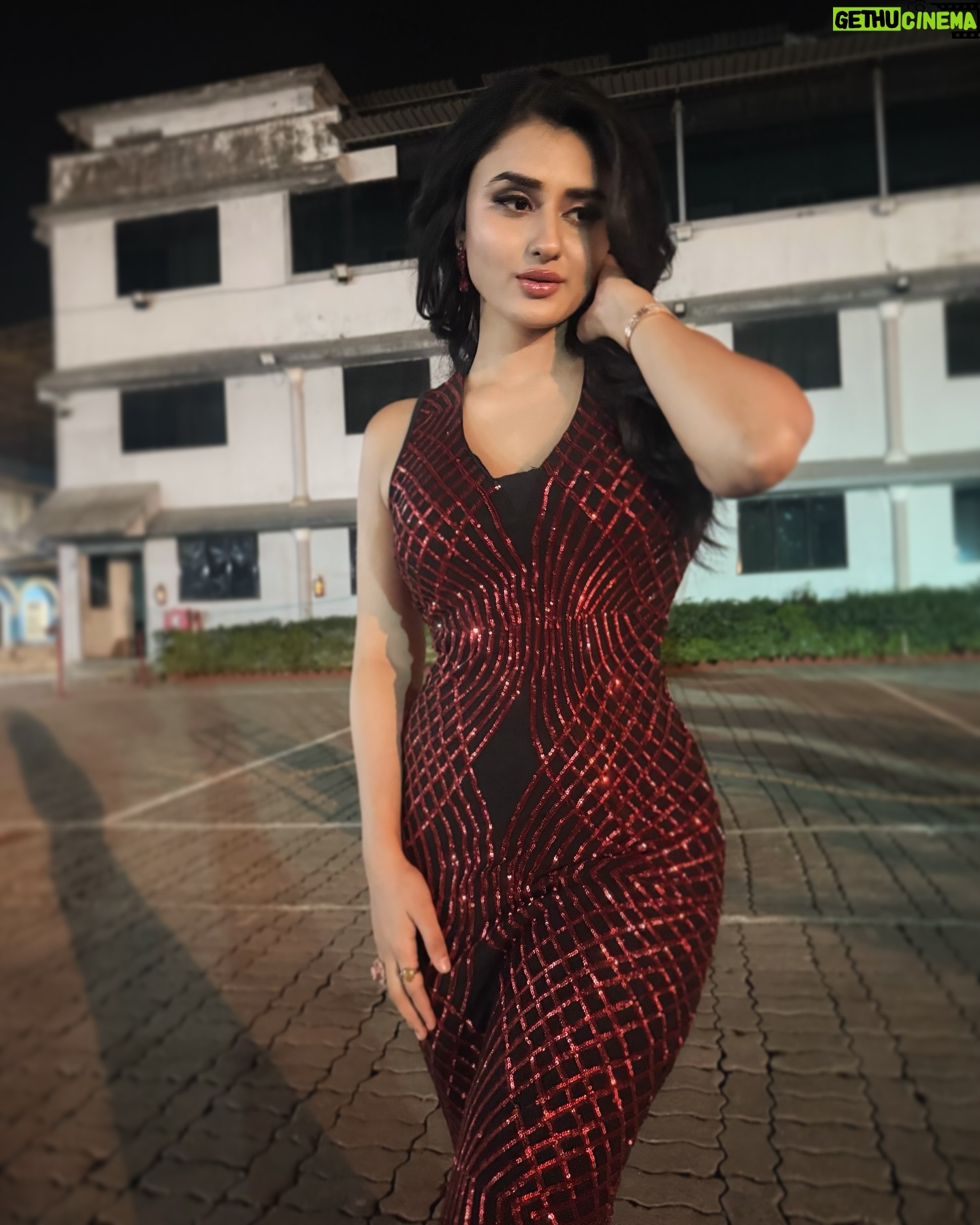Actress Garima Parihar HD Photos and Wallpapers January 2025 | Gethu Cinema