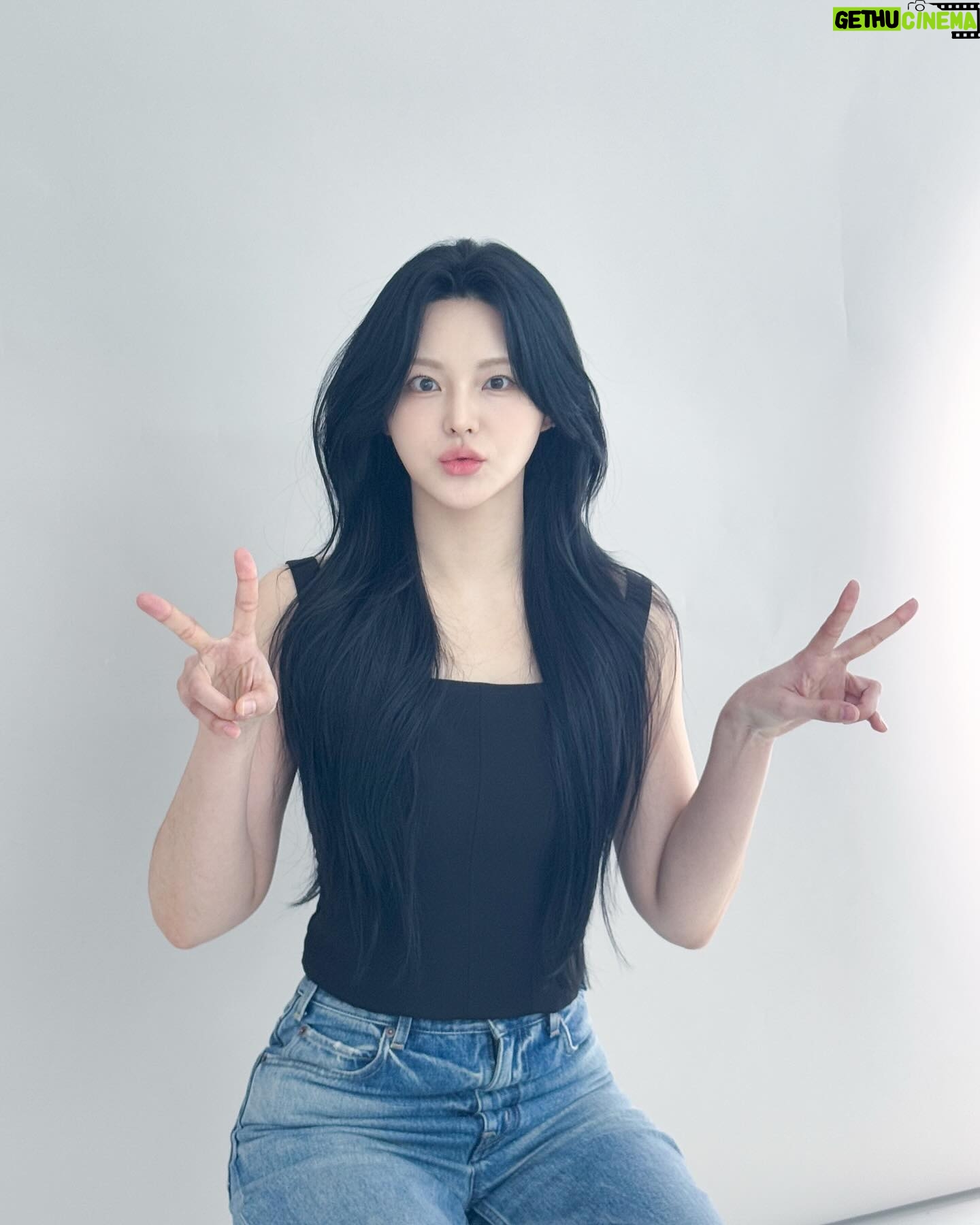 Actress Han Chae-kyung HD Photos and Wallpapers February 2025 | Gethu Cinema