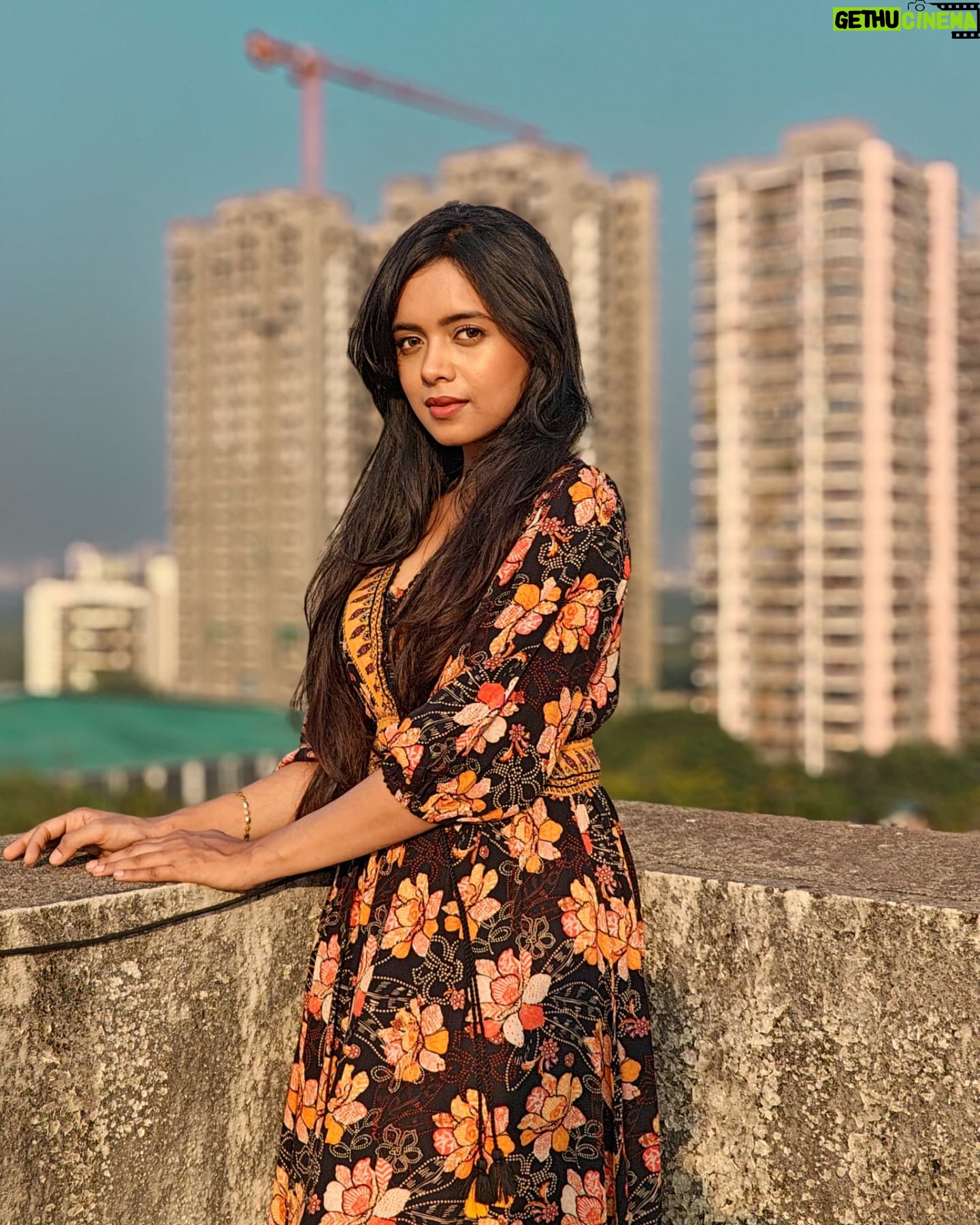 Actress Megha Ray HD Photos and Wallpapers December 2024 | Gethu Cinema