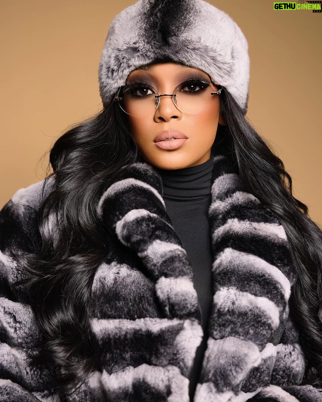 Actress Monica HD Photos and Wallpapers January 2025 | Gethu Cinema