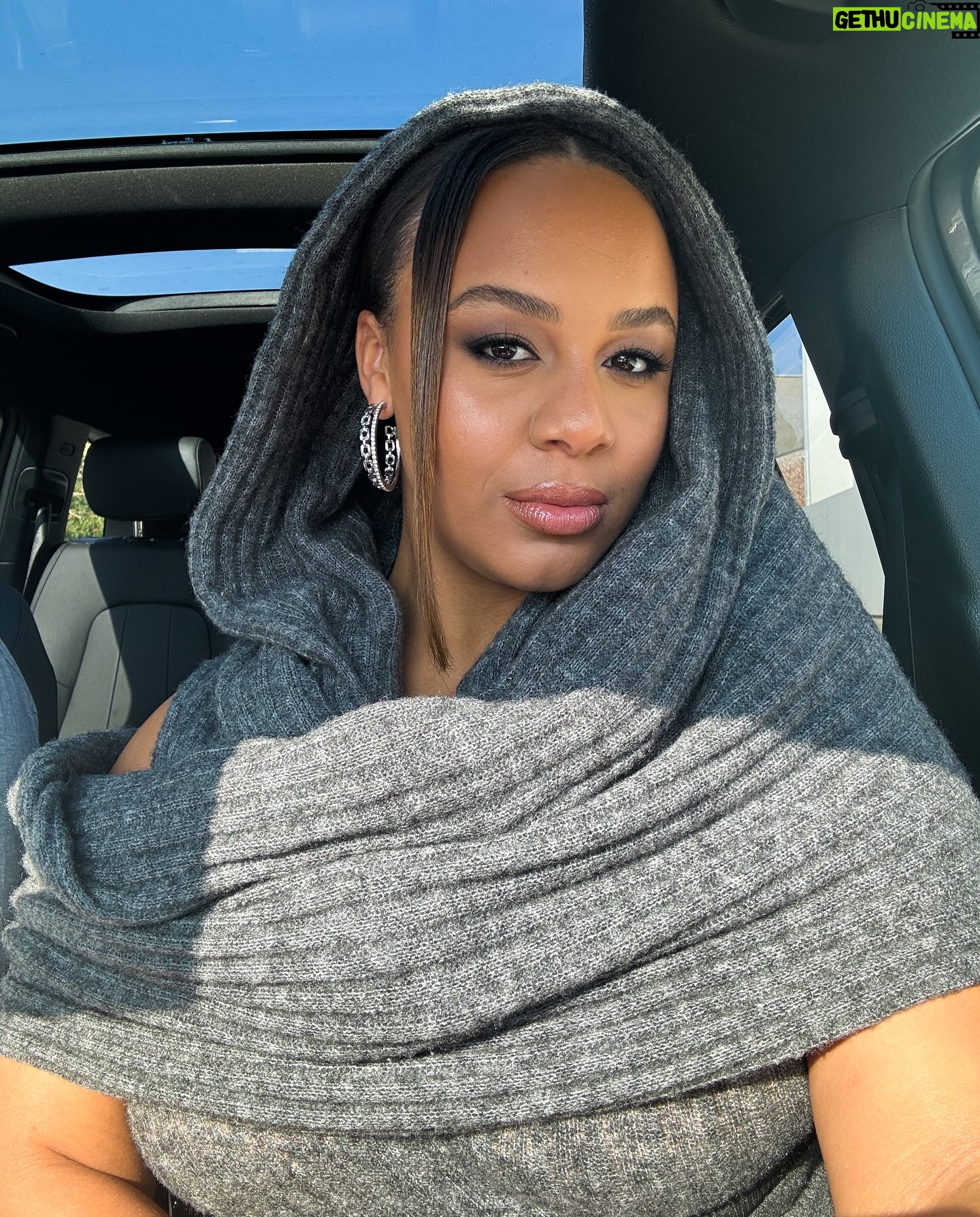 Nia Sioux | Gethu Cinema
