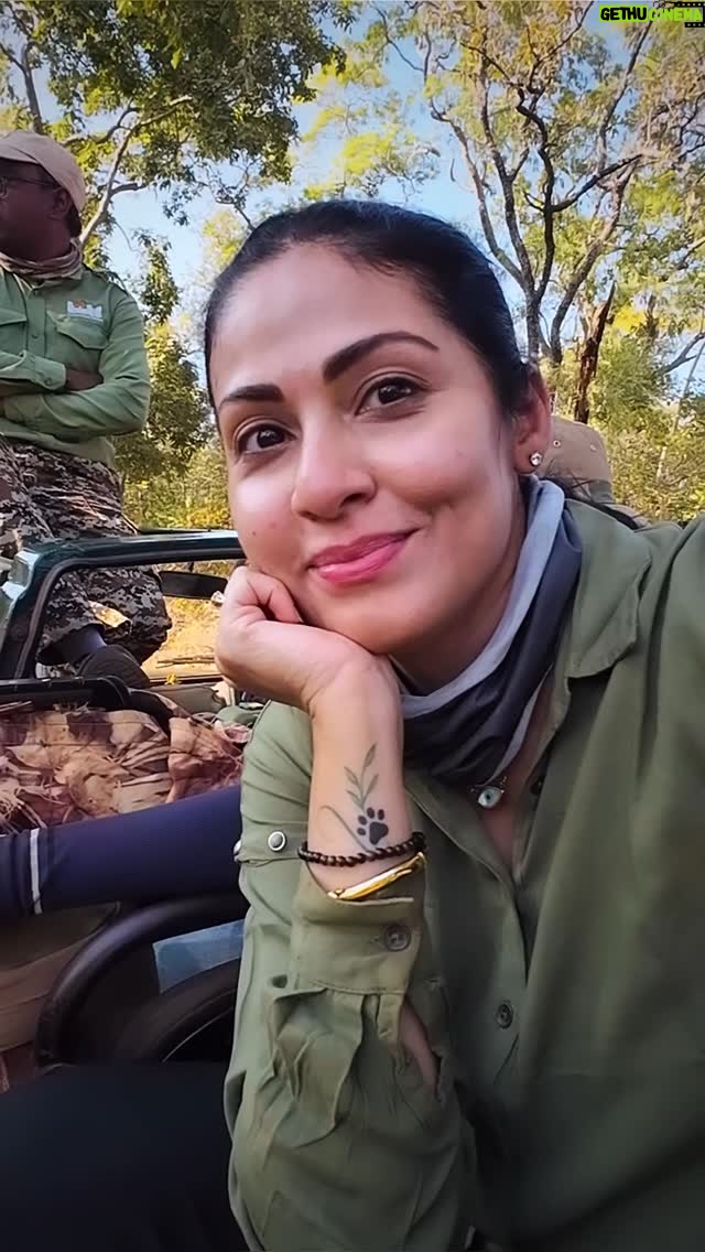 Actress Sadha HD Photos and Wallpapers March 2025 | Gethu Cinema