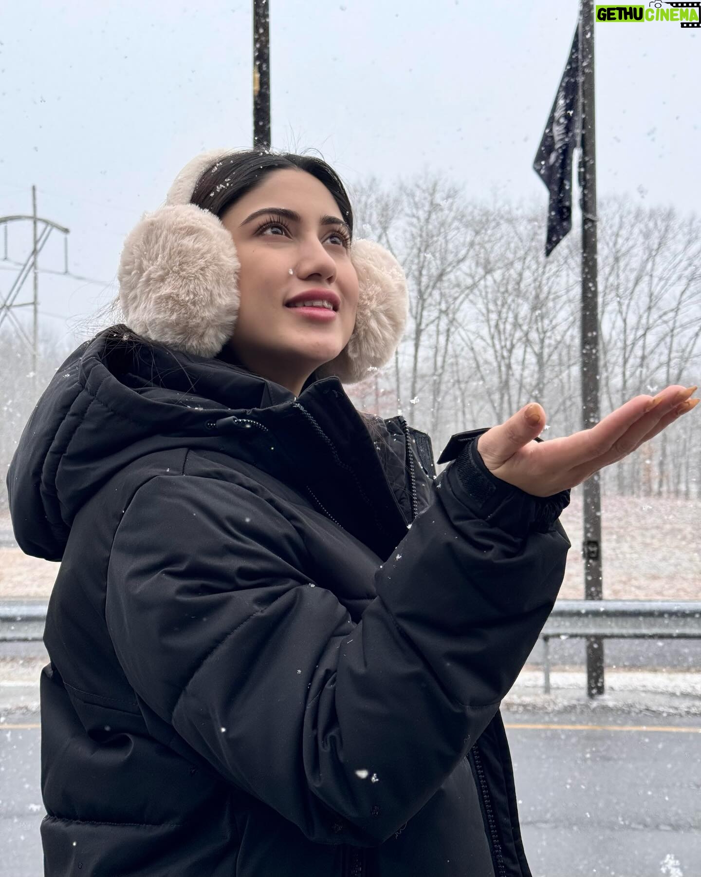 Actress Safa Kabir HD Photos and Wallpapers February 2025 | Gethu Cinema