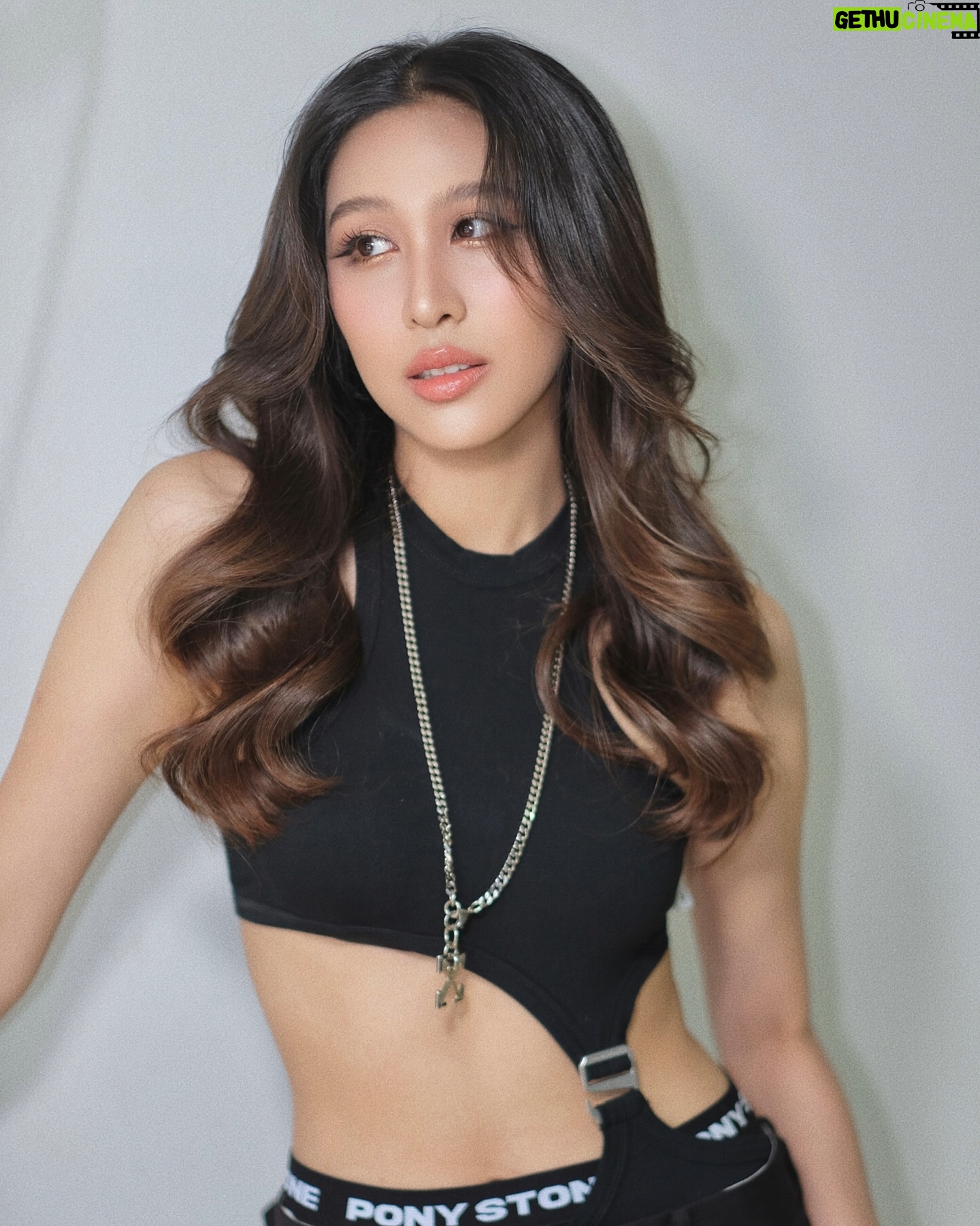 Satida Pinsinchai Wiki, Biography, Age, Gallery, Spouse and more