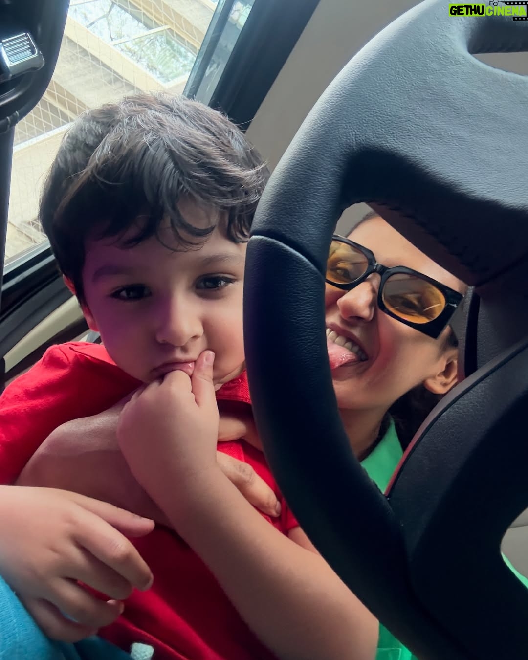 Actress Shakti Mohan HD Photos and Wallpapers February 2025 | Gethu Cinema