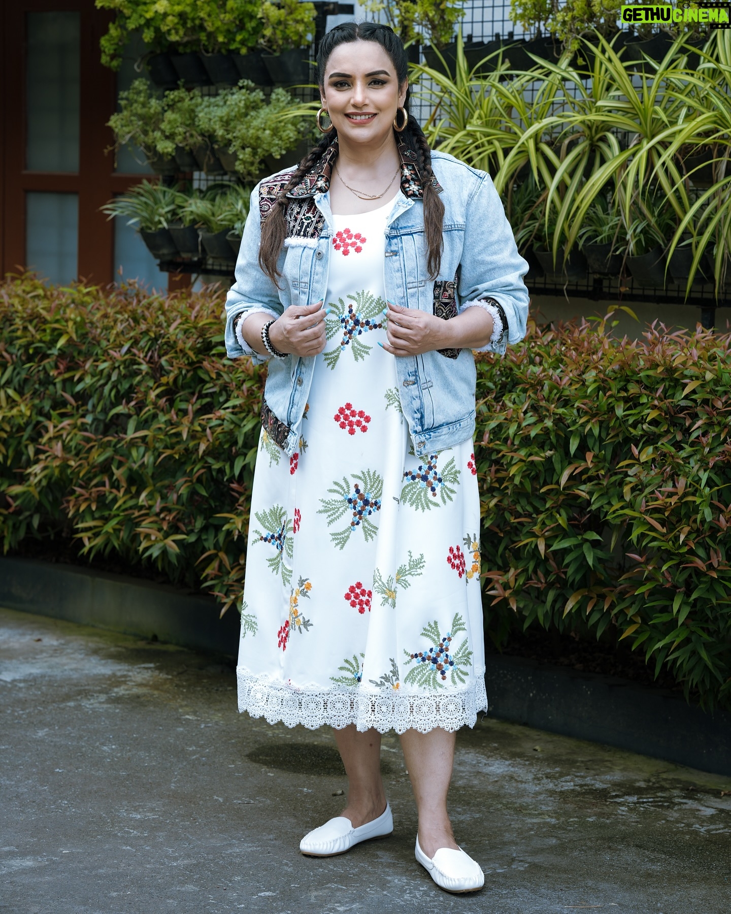 Actress Shweta Menon HD Photos and Wallpapers February 2025 | Gethu Cinema