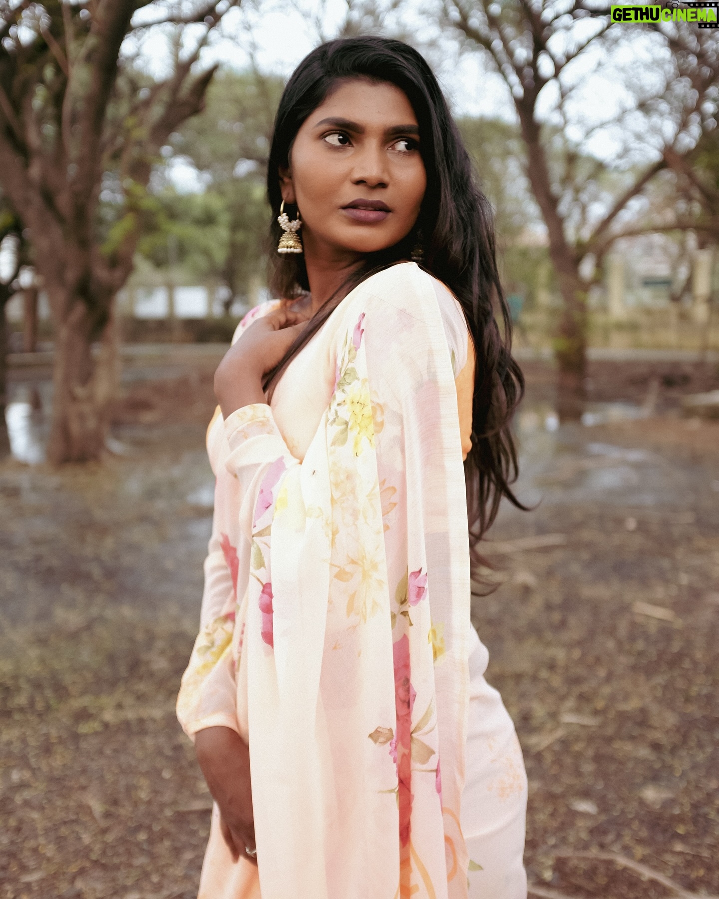 Actress Stephina Alex HD Photos and Wallpapers January 2025 | Gethu Cinema