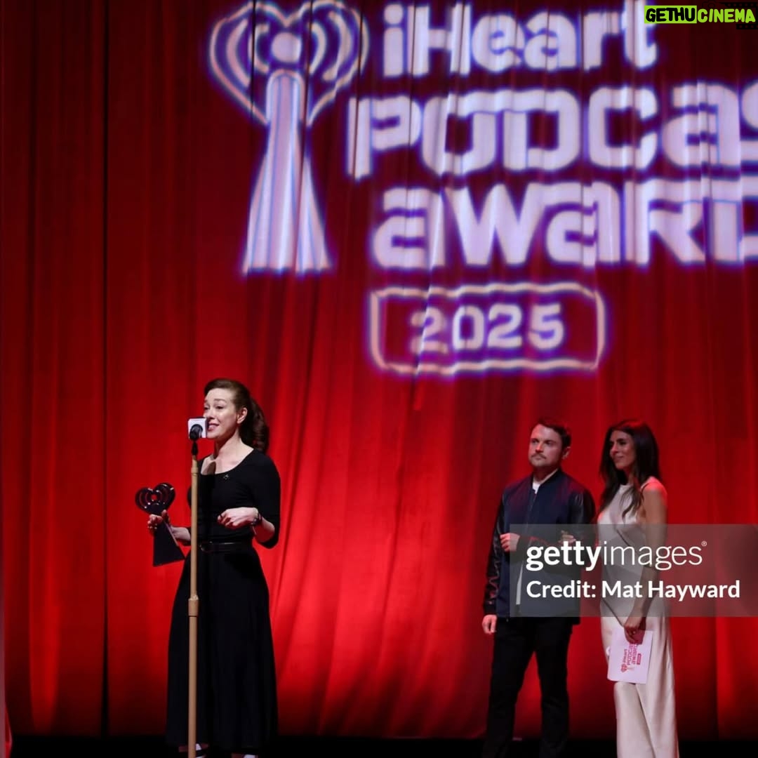 Actress Alie Ward HD Photos and Wallpapers March 2025 | Gethu Cinema